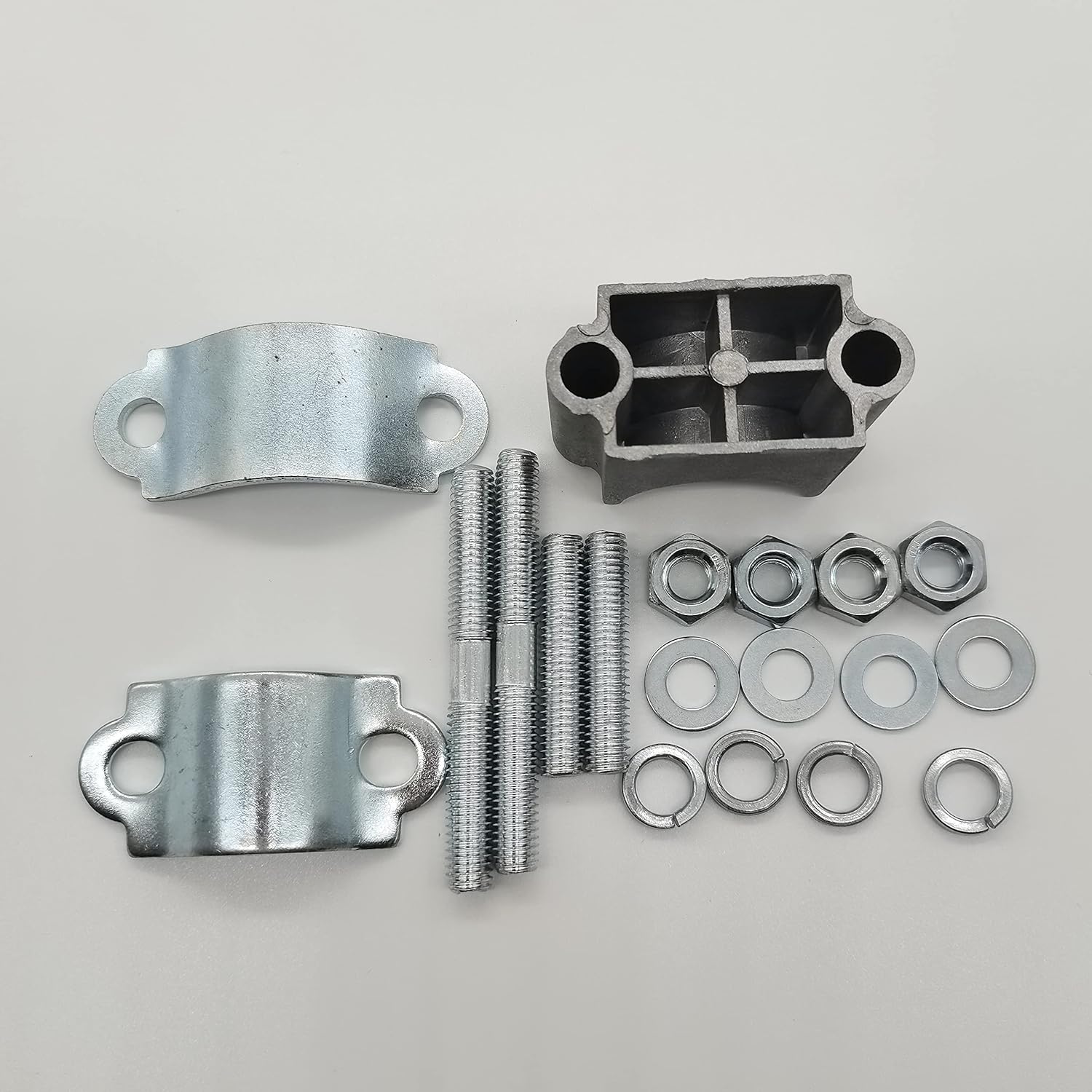 Amazon.com: ZZRSDAN Motor Mount Block and 8mm Studs Set for 66cc/80cc ...