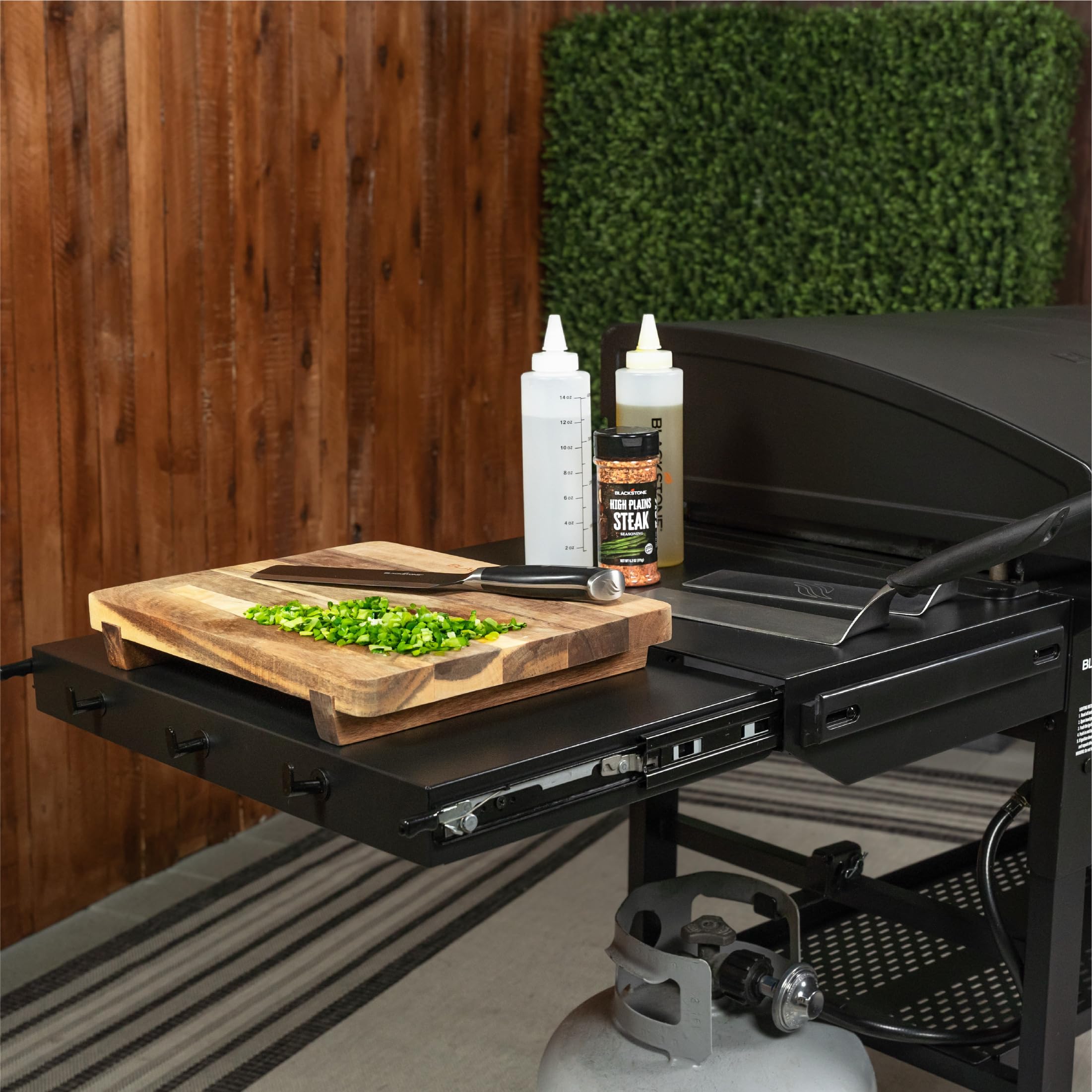 Blackstone 2322 Original 36" Griddle with X-Braced Hood and Omnivore ...