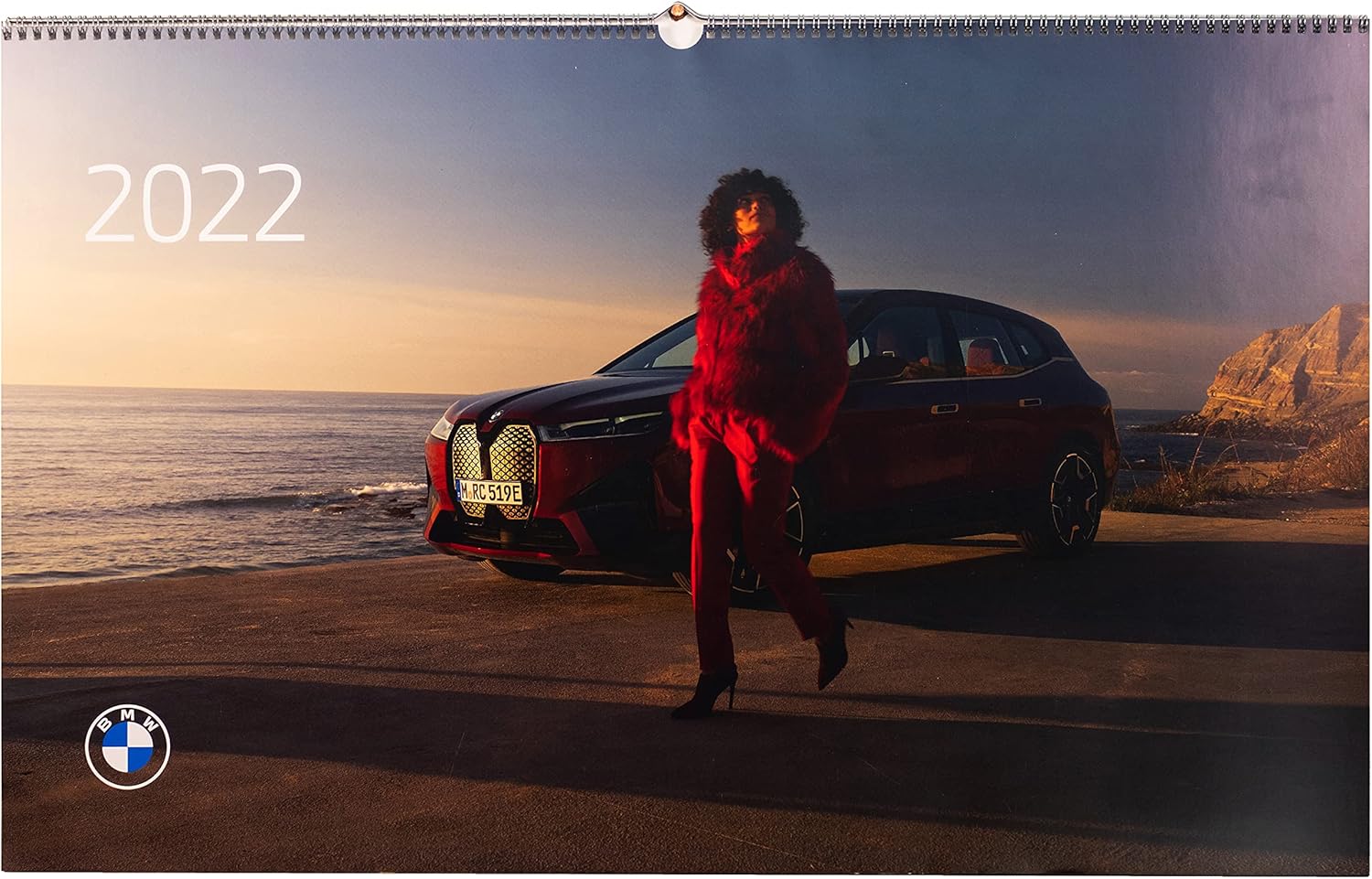 Official Licensed BMW 2022 Calendar – month-to-view wall calendar ...