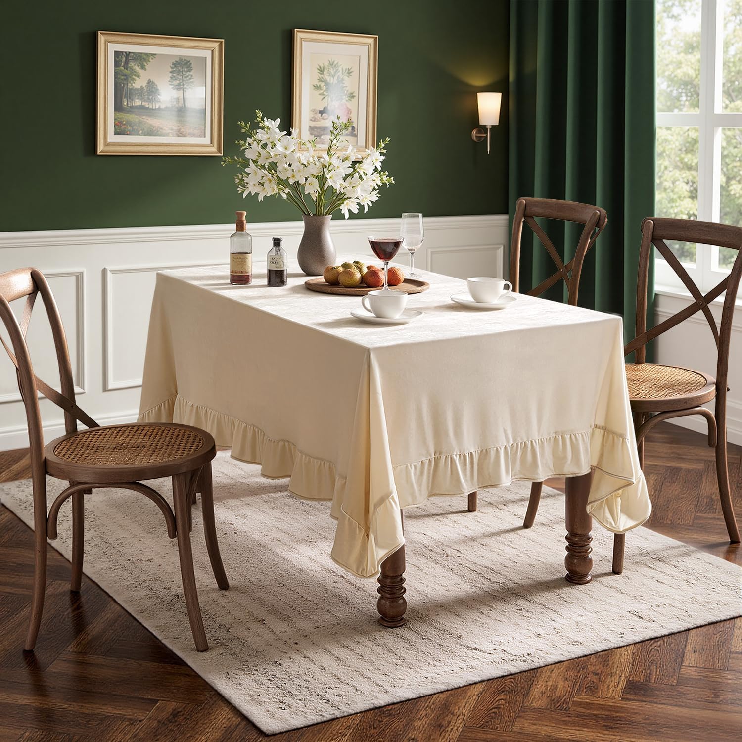 Amazon.com: MIULEE Velvet Table Cloth with Decorative Ruffle Edge ...