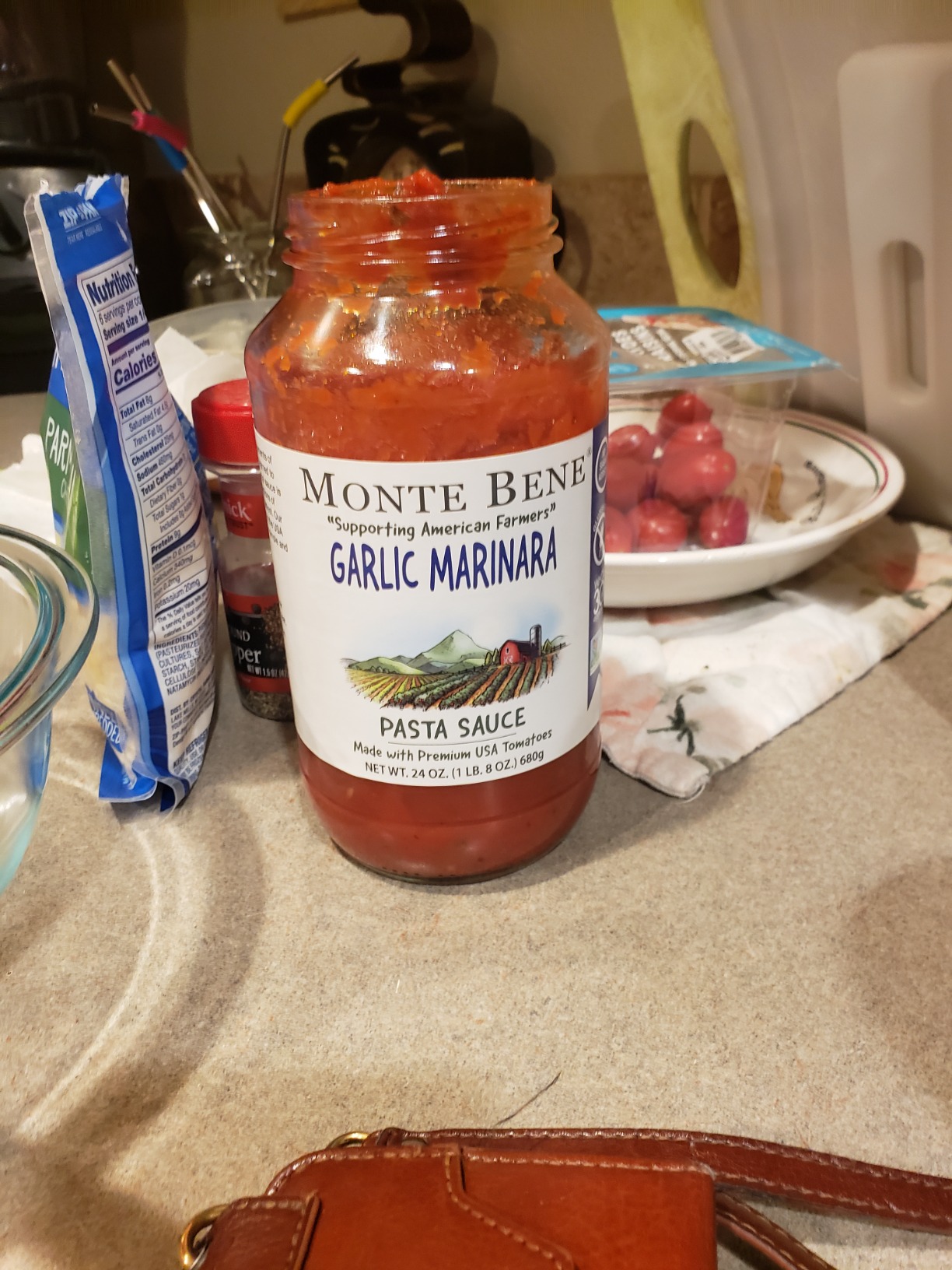 Amazon.com : Monte Bene - Tomato Basil Pasta Sauce - 24oz (Pack of 6 ...