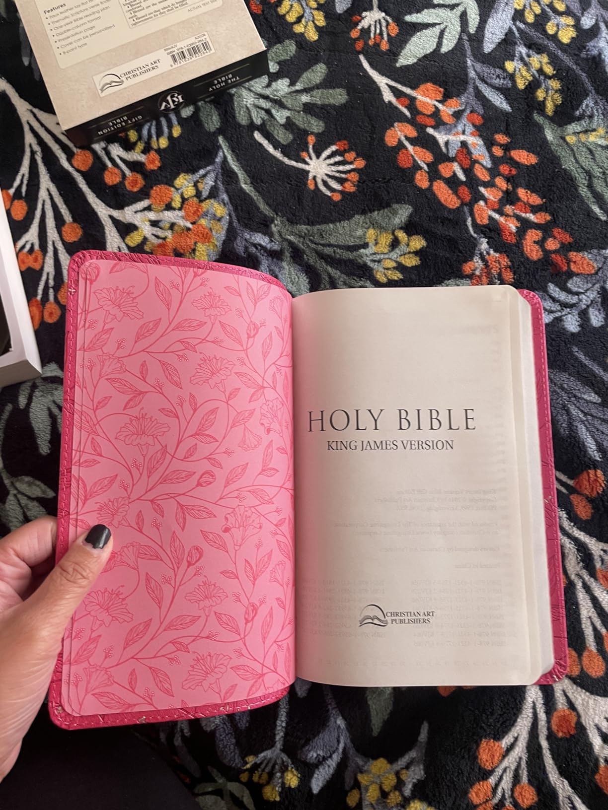 Amazon.com: KJV Holy Bible, Gift Edition King James Version, Faux ...