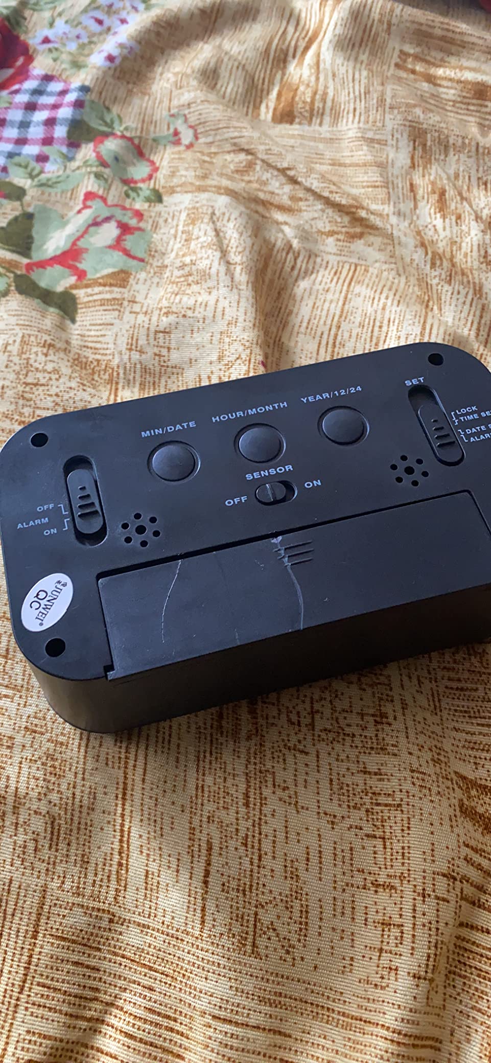 Buy CRAYOLA Digital Smart Plastic Alarm Clock with Automatic Sensor ...