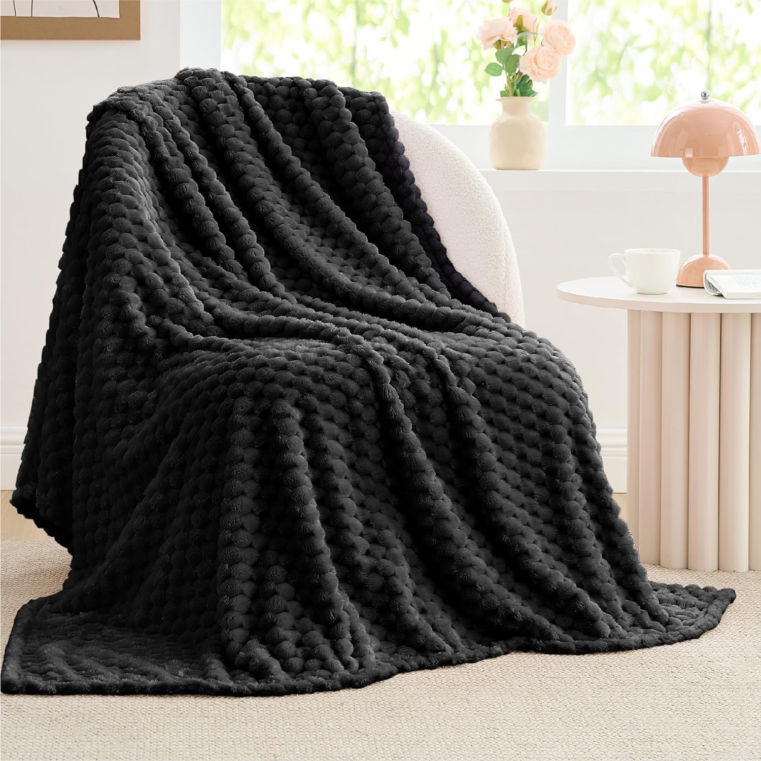 Amazon.com: BEDELITE Fleece Throw Blanket for Couch & Bed - 3D Jacquard ...