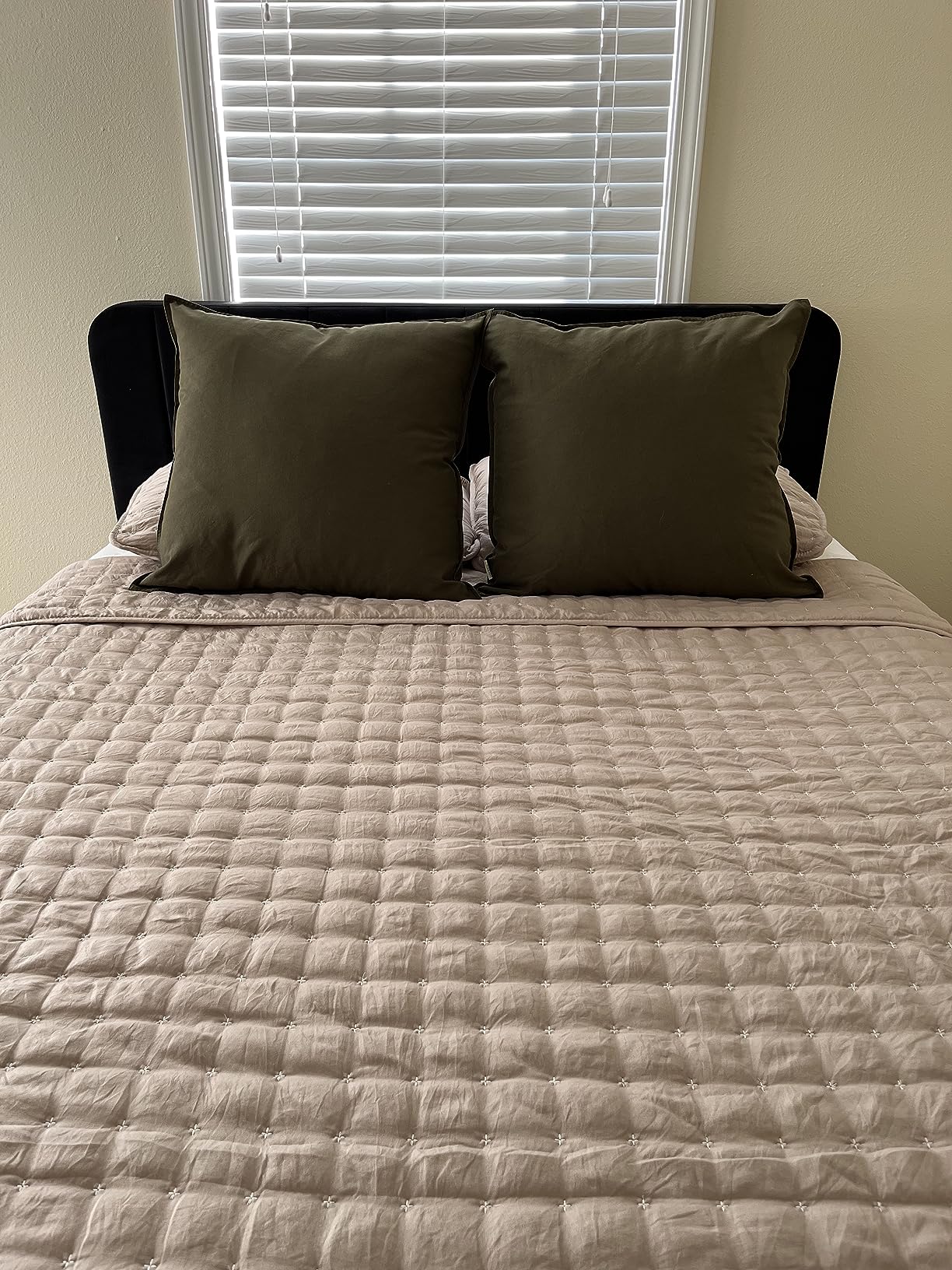 $22/mo - Finance Yaheetech Full Bed Frame Velvet Upholstered Platform ...