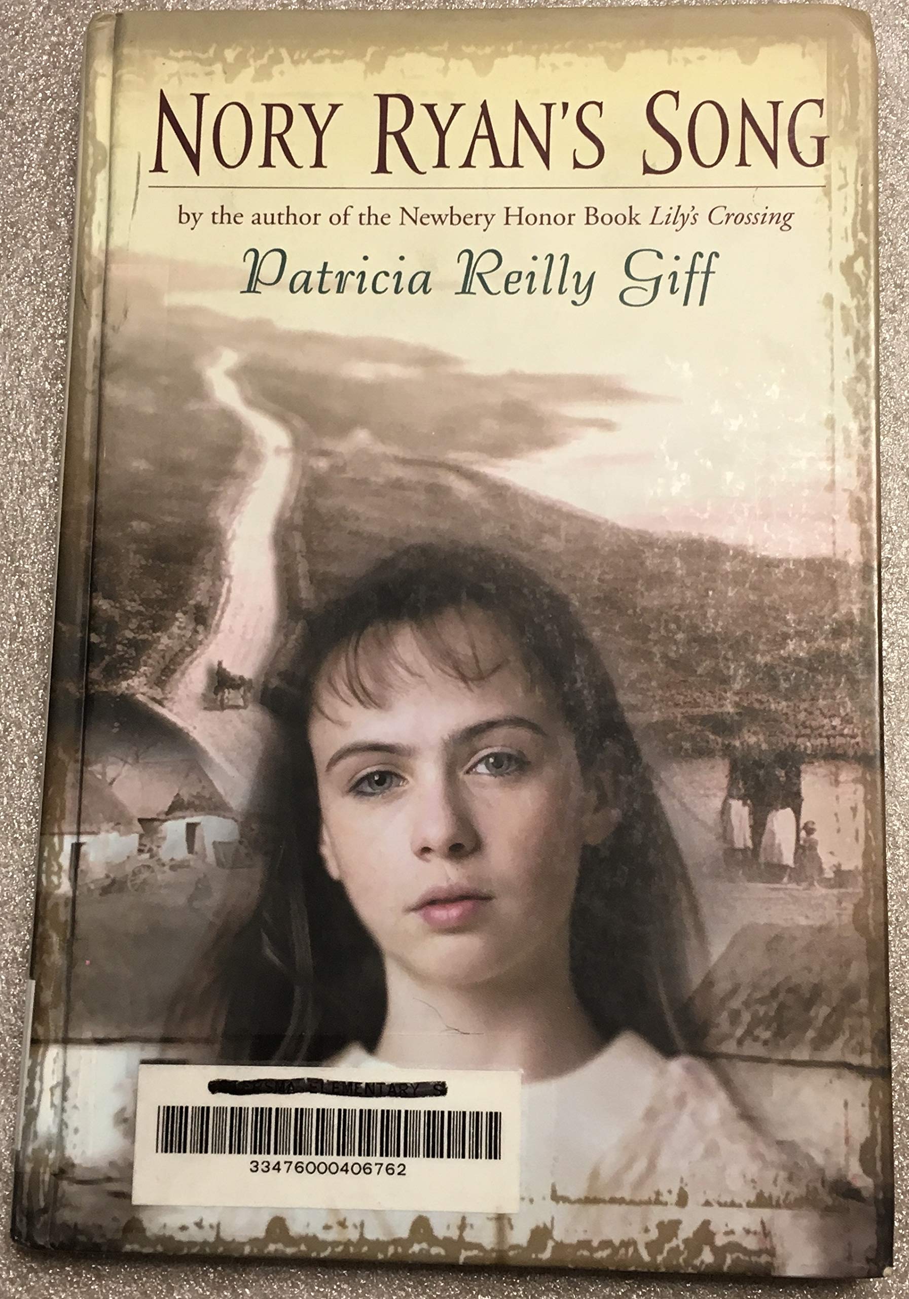 Amazon.co.jp: Nory Ryan's Song : Ptricia Reilly Giff: 洋書