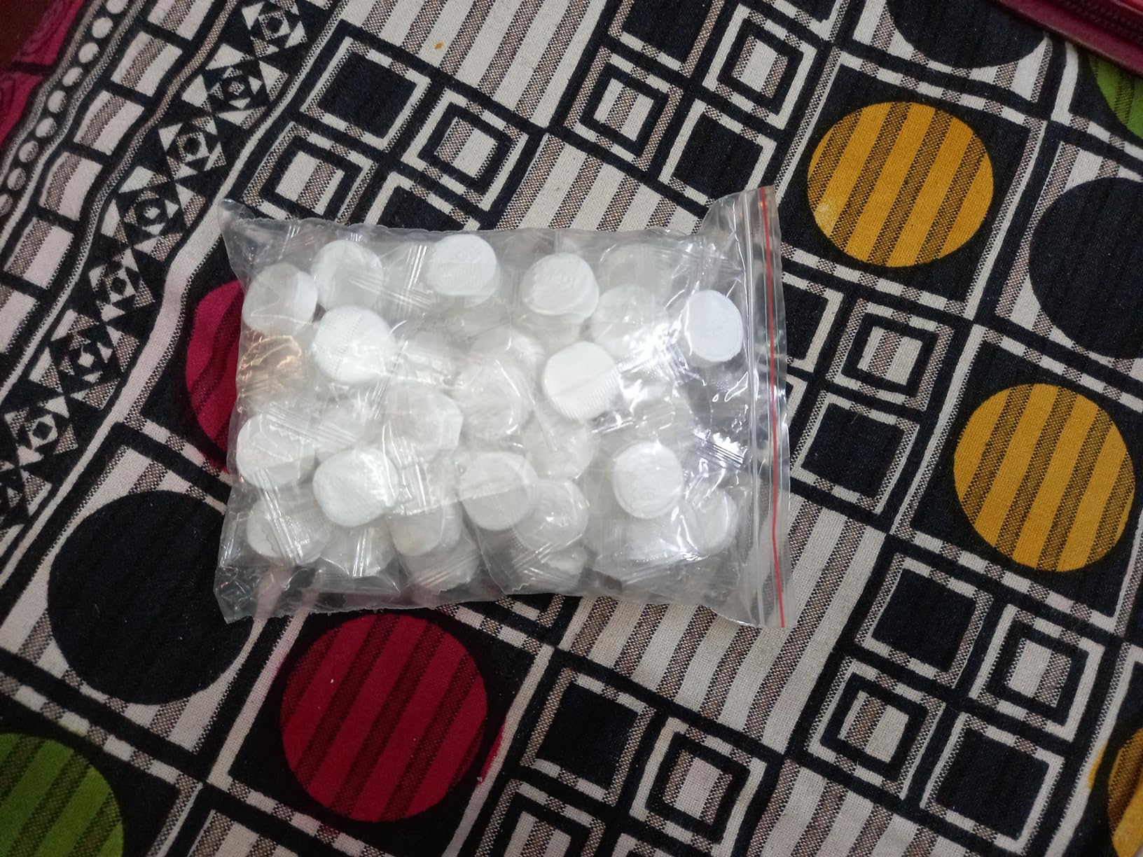 Adaamya® - 100 Pcs Magic Tablet Coin Tissue Mini Compressed Cotton ...