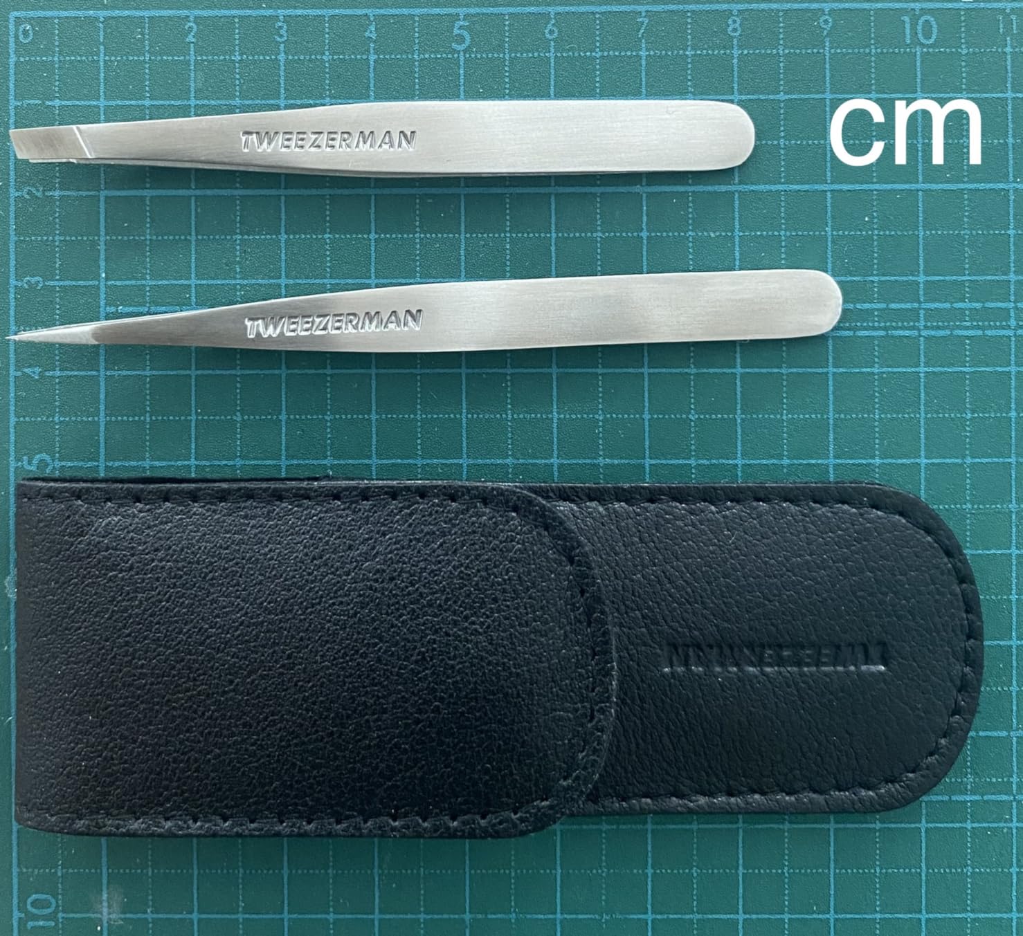 Tweezerman Petite Tweezer Set, Black Leather Case : Amazon.com.au ...