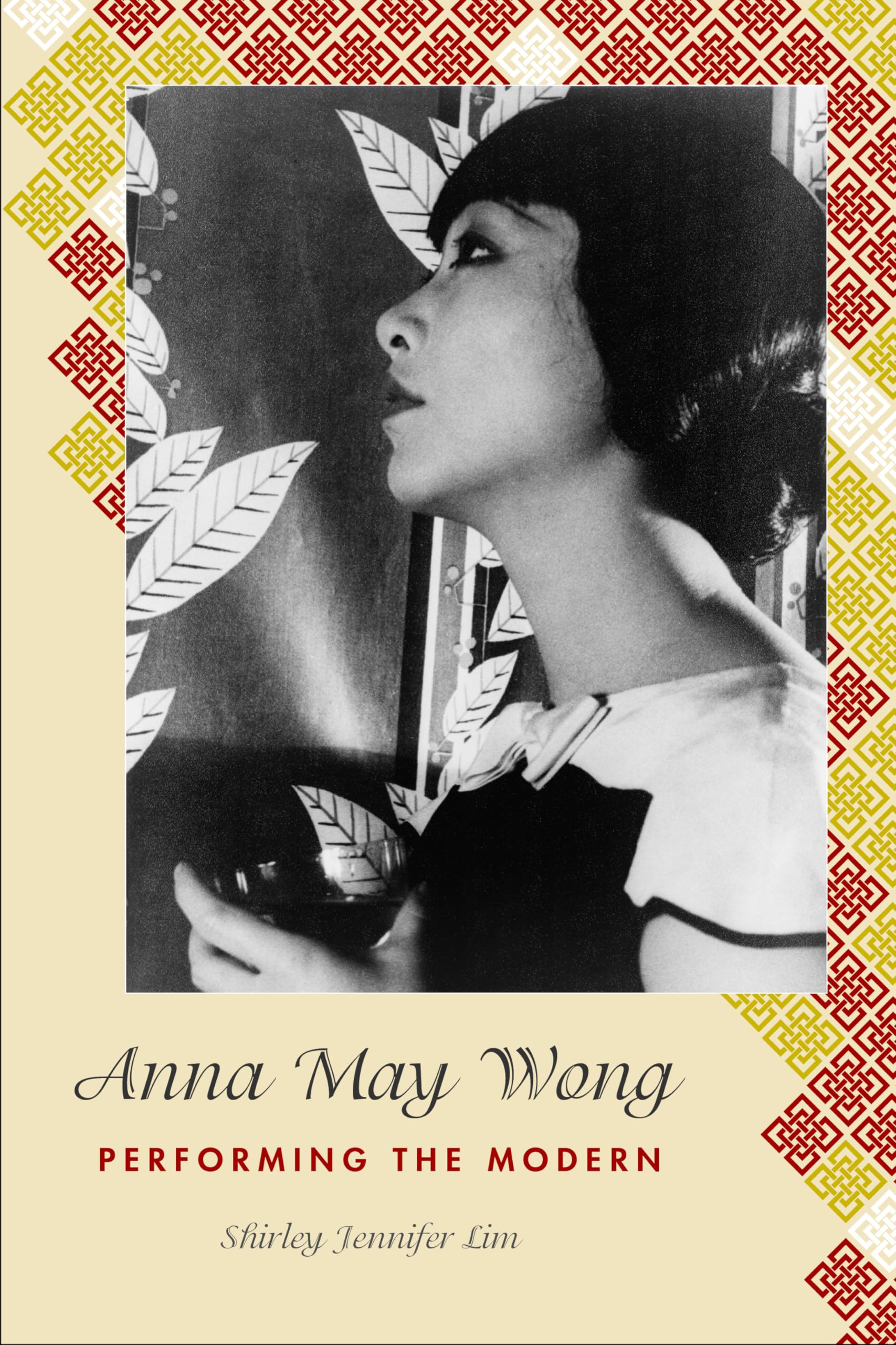 Amazon.com: Anna May Wong: Performing the Modern (Asian American ...