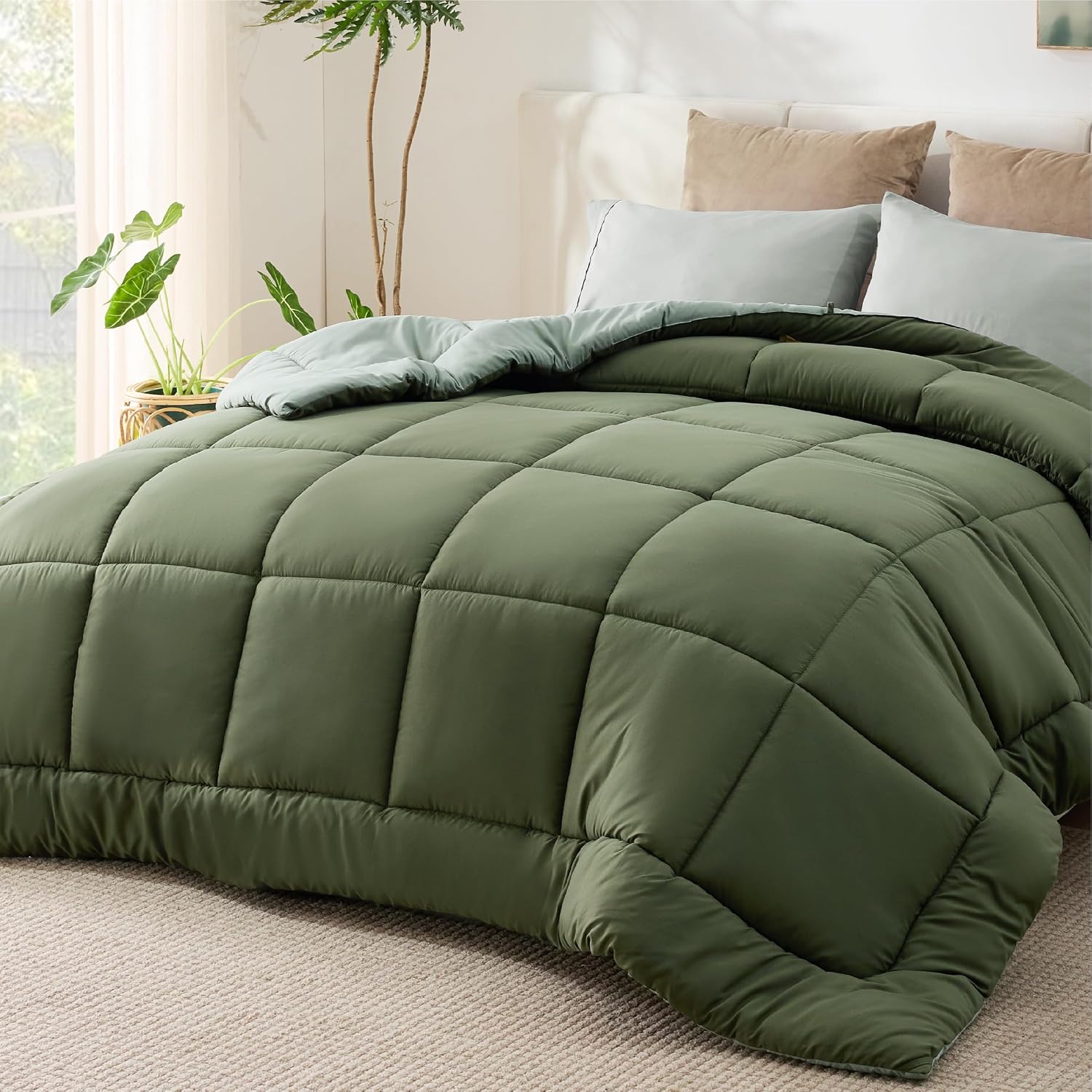 Amazon.com: Bedsure Comforters King Size -Duvet Insert Green/Light ...