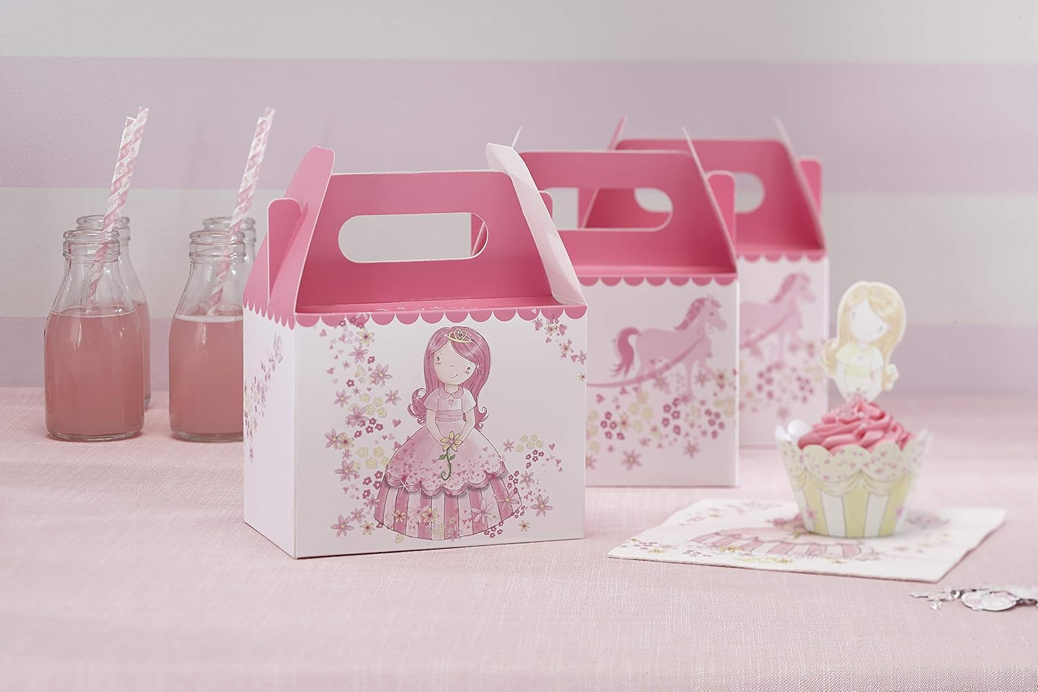 Amazon.com: Ginger Ray Princess & Pony Pink Party Boxes - Princess ...
