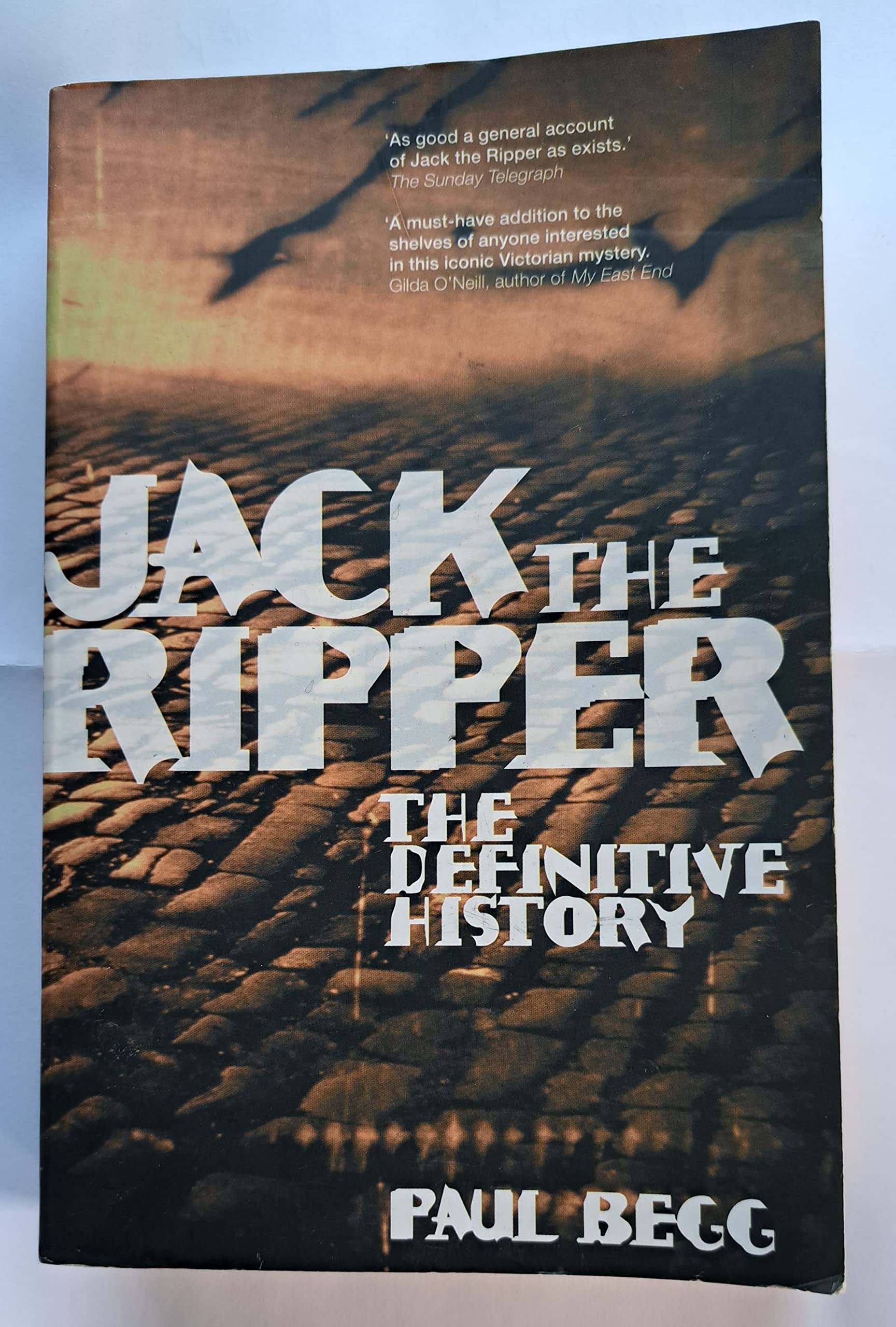 Jack the Ripper: The Definitive History: Begg, Paul: 9781405807128 ...