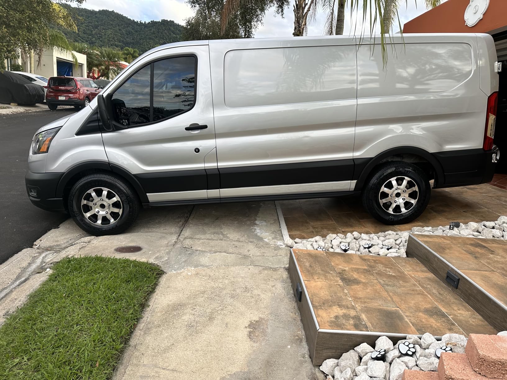 Amazon.com: Vision 413 Valor Gloss Black Machined Face Wheel with ...