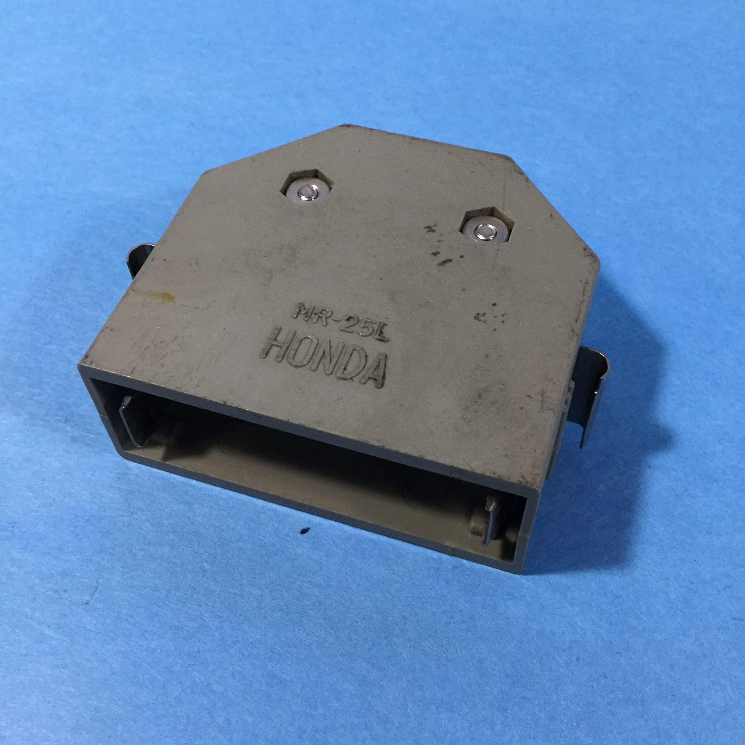 Amazon.com: Honda MR-25L MR Connector, 25 Pin, Straight Hooded, Gray ...