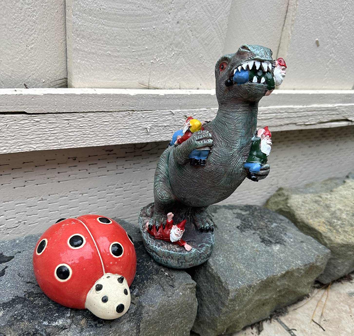 Amazon.com: 9.5" Tall Dinosaur Eating Gnomes Garden Decor Statue,Resin ...