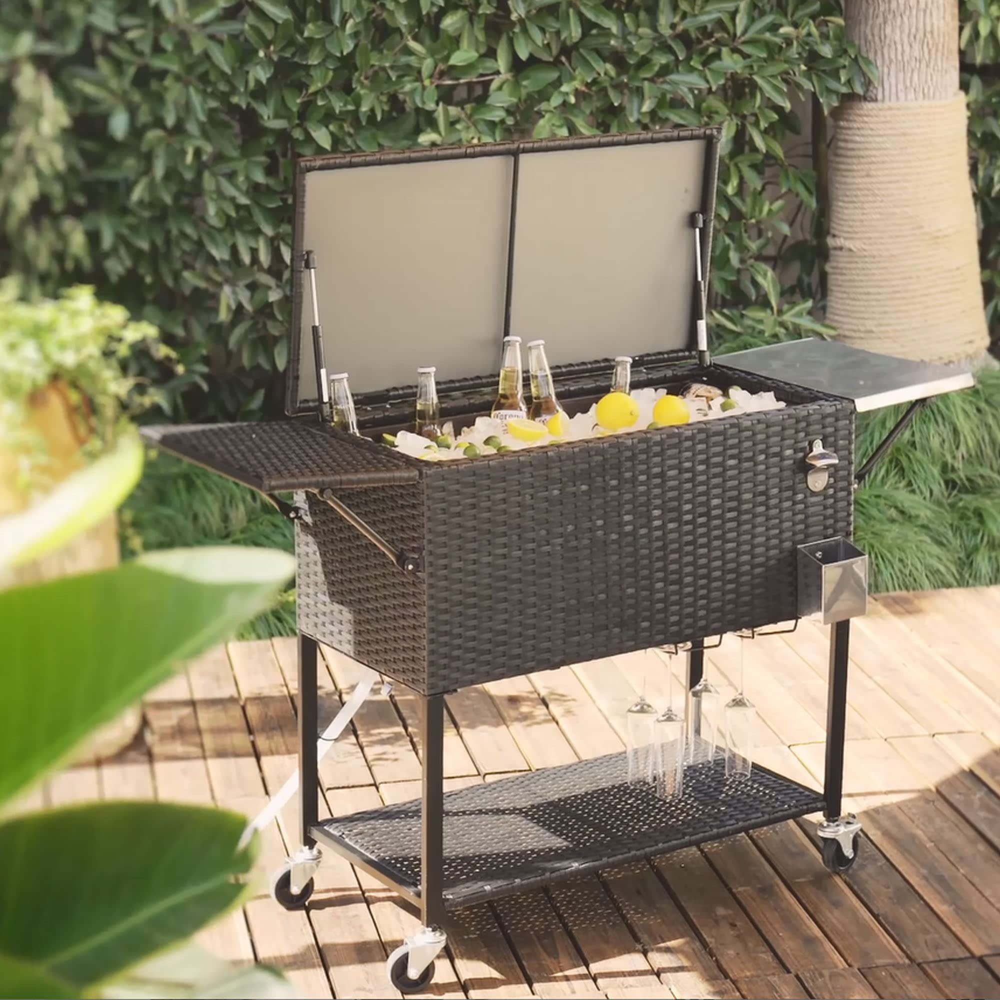 Snapklik.com : YITAHOME 80 Quart Wicker Rolling Cooler Cart