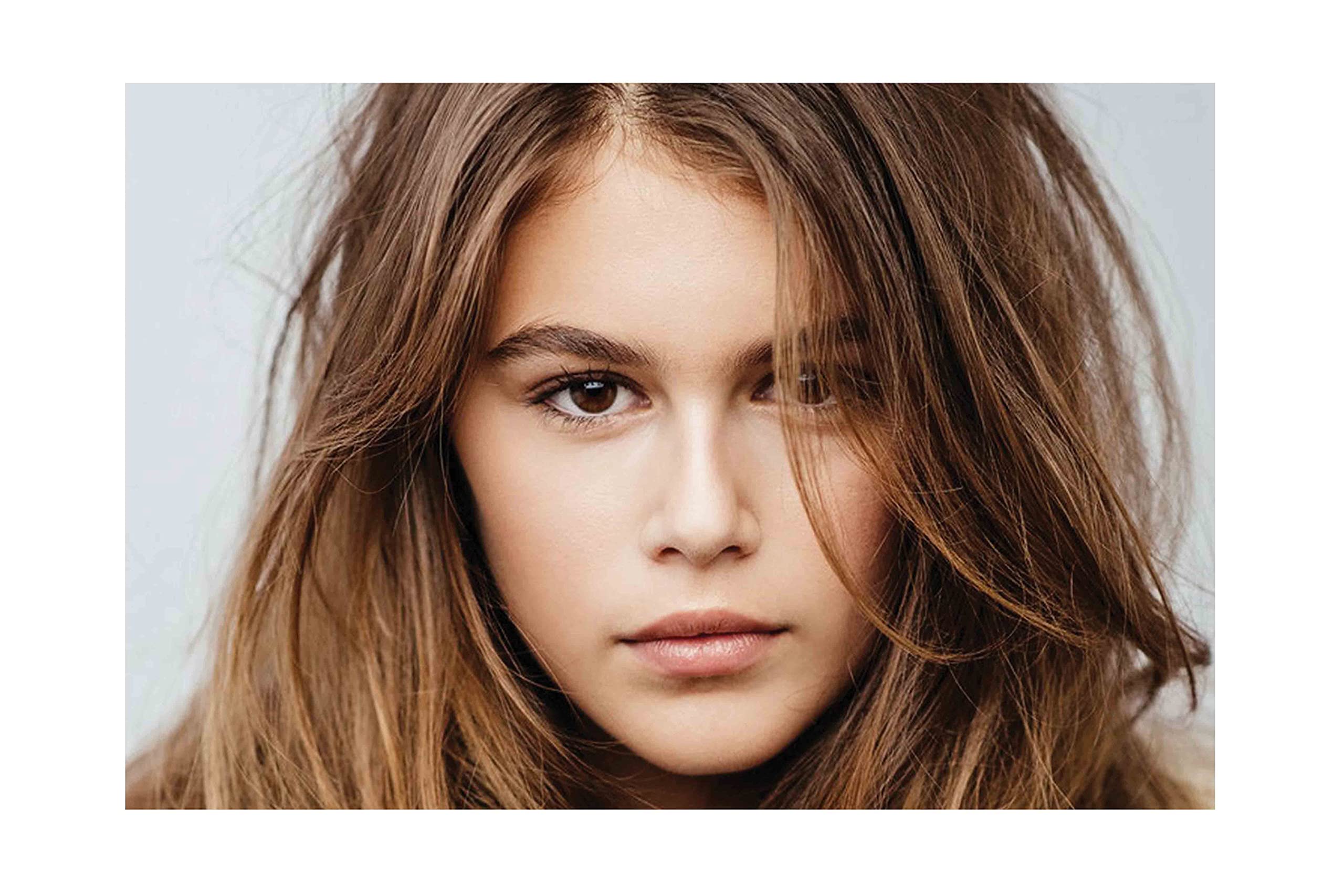 Buy Yellow Alley Hollywood Celebrity Poster|Kaia Jordan Gerber Actress ...
