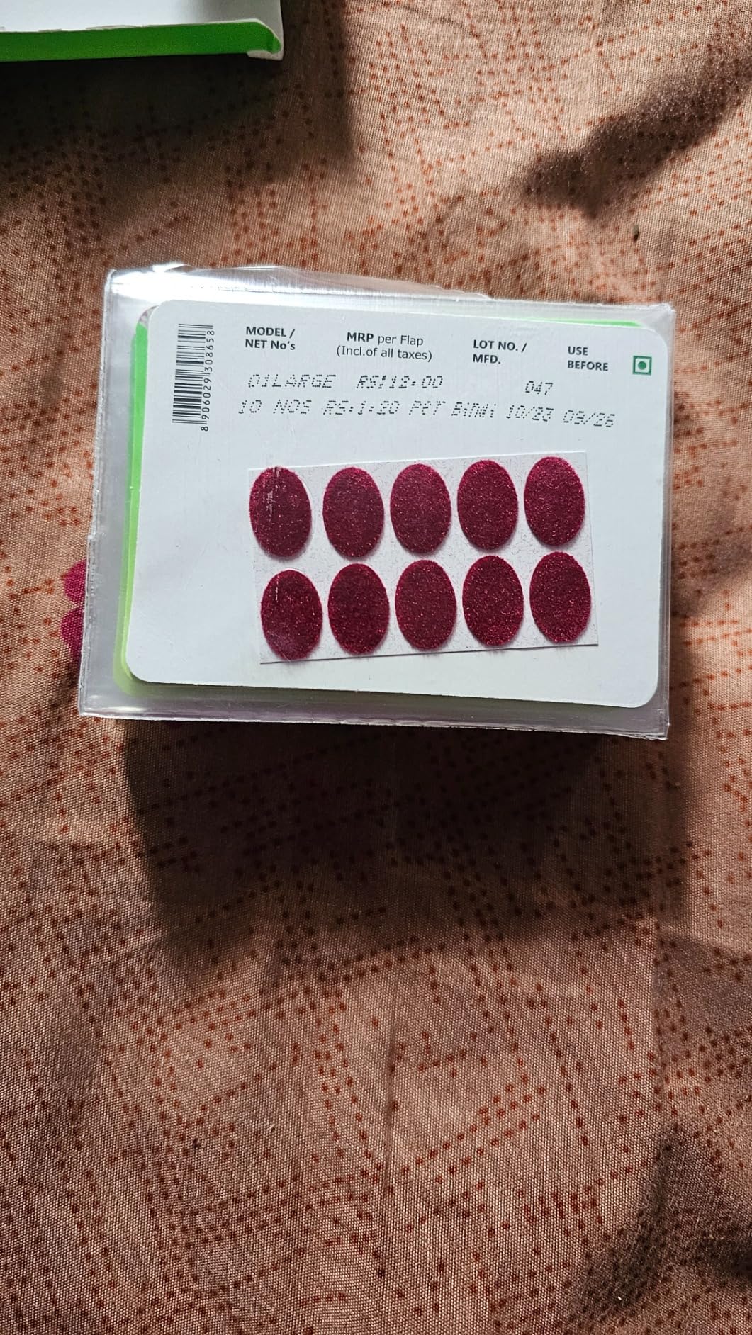 Eyetex Pallavi Sticker Kumkum - Oval, OX1 - Dark Maroon, 20 Flaps ...