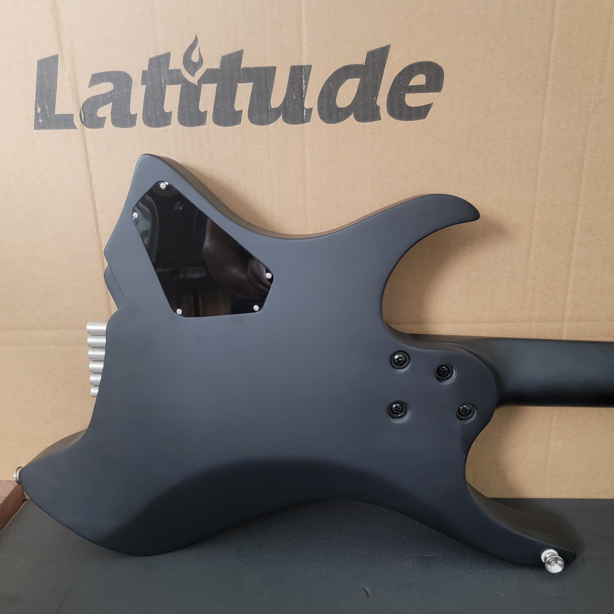 Lead Guitar FENDER DEBUTS FOO FIGHTERS' CHRIS SHIFLETT NEW SIGNATURE