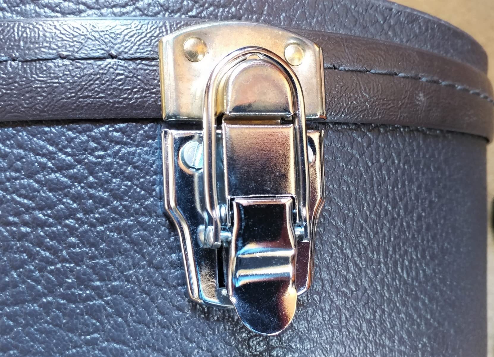 Amazon.com: 2x Drawbolt Closure Latch for Guitar Case or musical cases ...