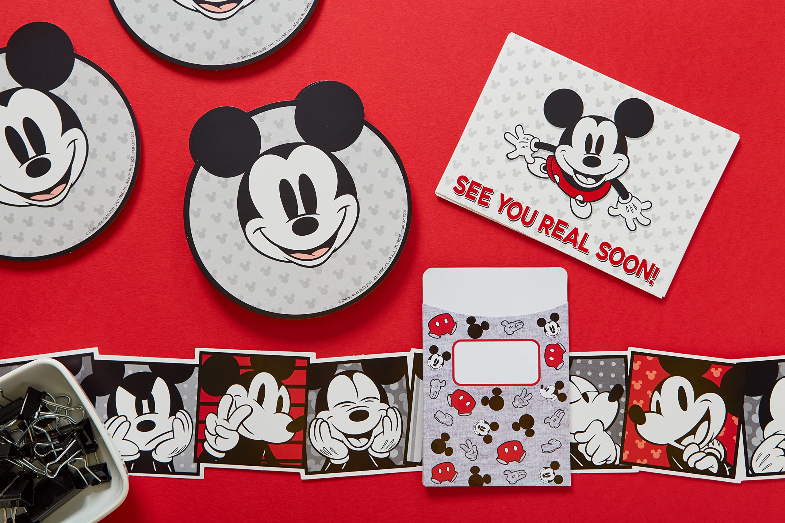 Snapklik.com : Eureka 846322 Disney Retro Mickey Mouse Selfies Extra ...