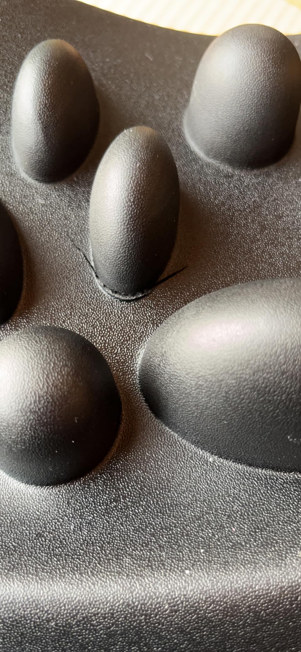 Amazon | [RAKUNA][ラクナ]肩甲骨はがしピロー 肩甲骨ピロー 肩胛骨はがし 健康グッズ 整体 背筋 | RAKUNA | マッサージ・ツボ押しグッズ