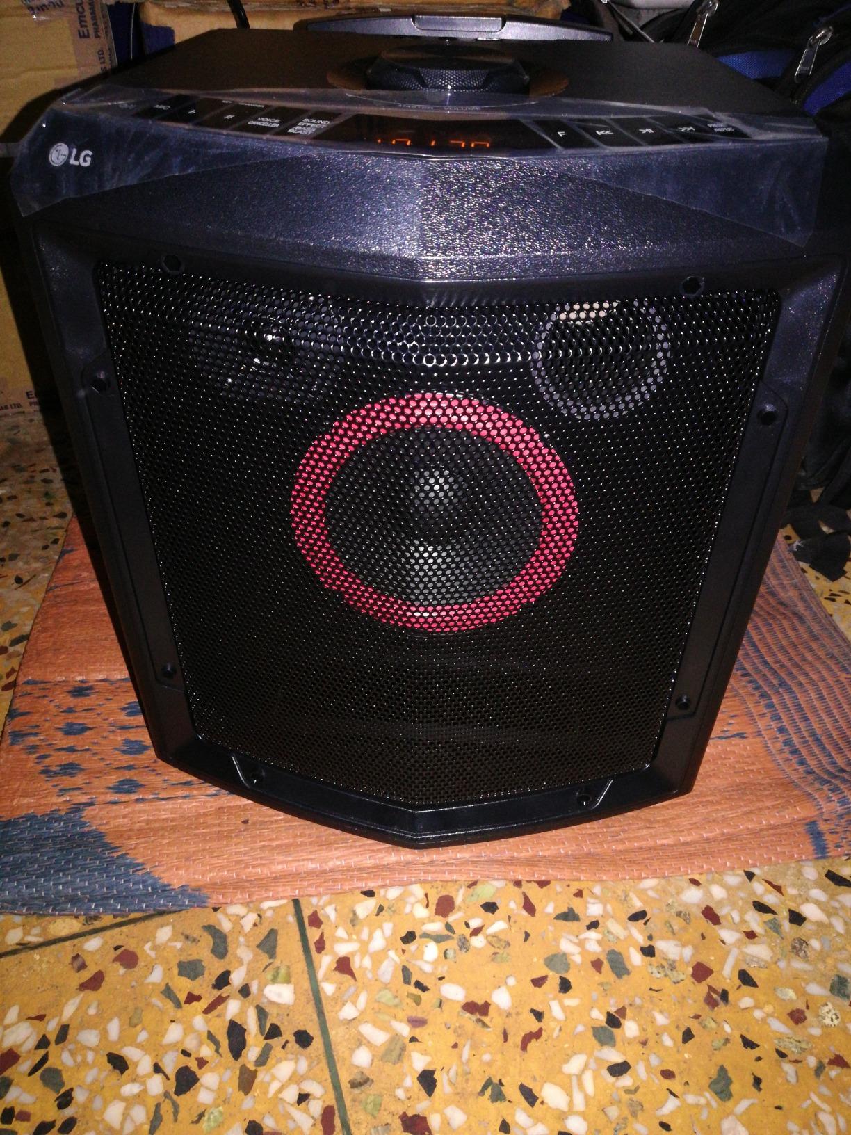 LG FH2 Speaker (Black) : Amazon.in: Electronics