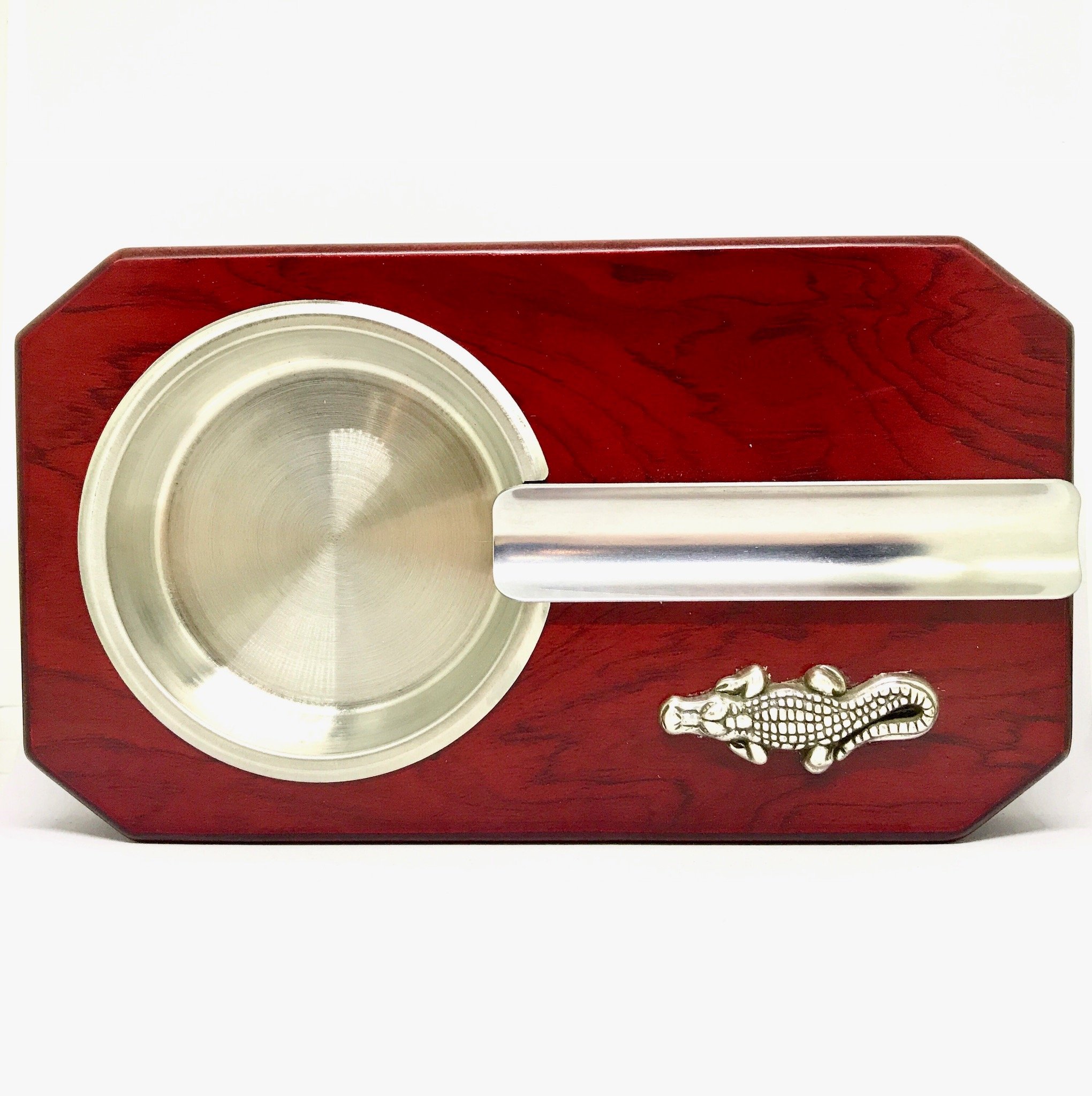 Amazon.com: Alligator Cigar Ashtray – Gator Cigar Accessories : Health ...