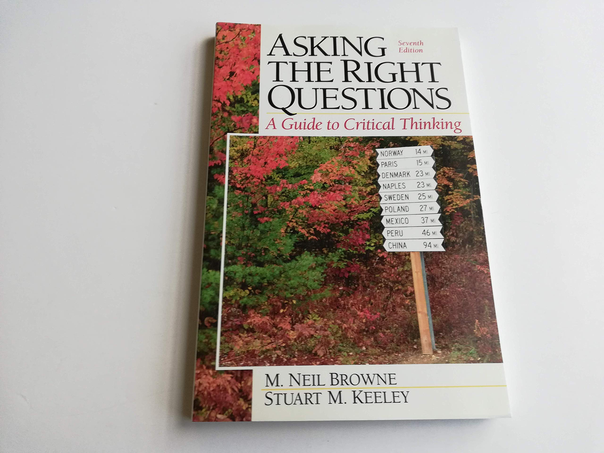 Amazon.com: Asking the Right Questions: A Guide to Critical Thinking ...