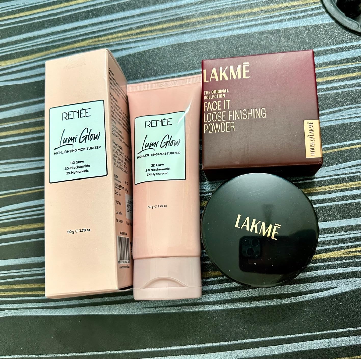 Lakme Face It Loose Finishing Powder