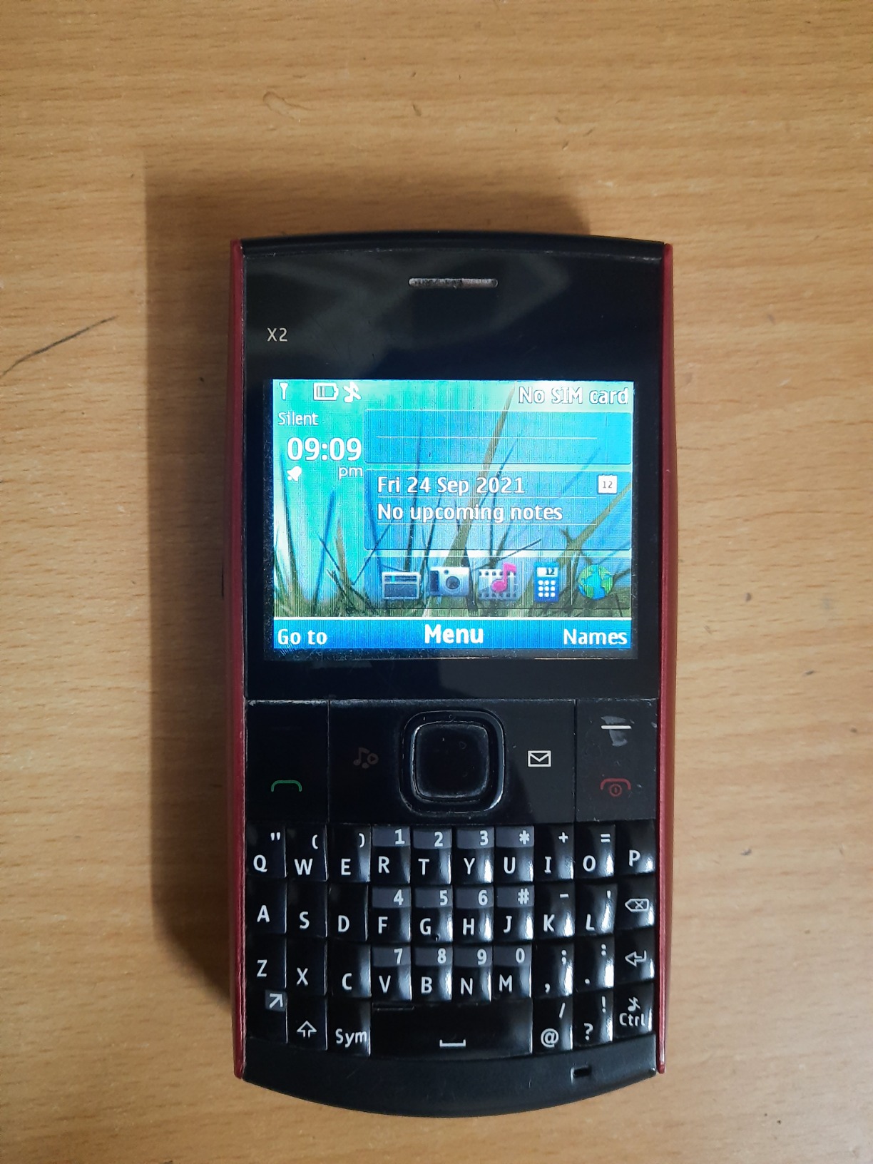 Nokia X2-01 (Silver) : Amazon.in: Electronics