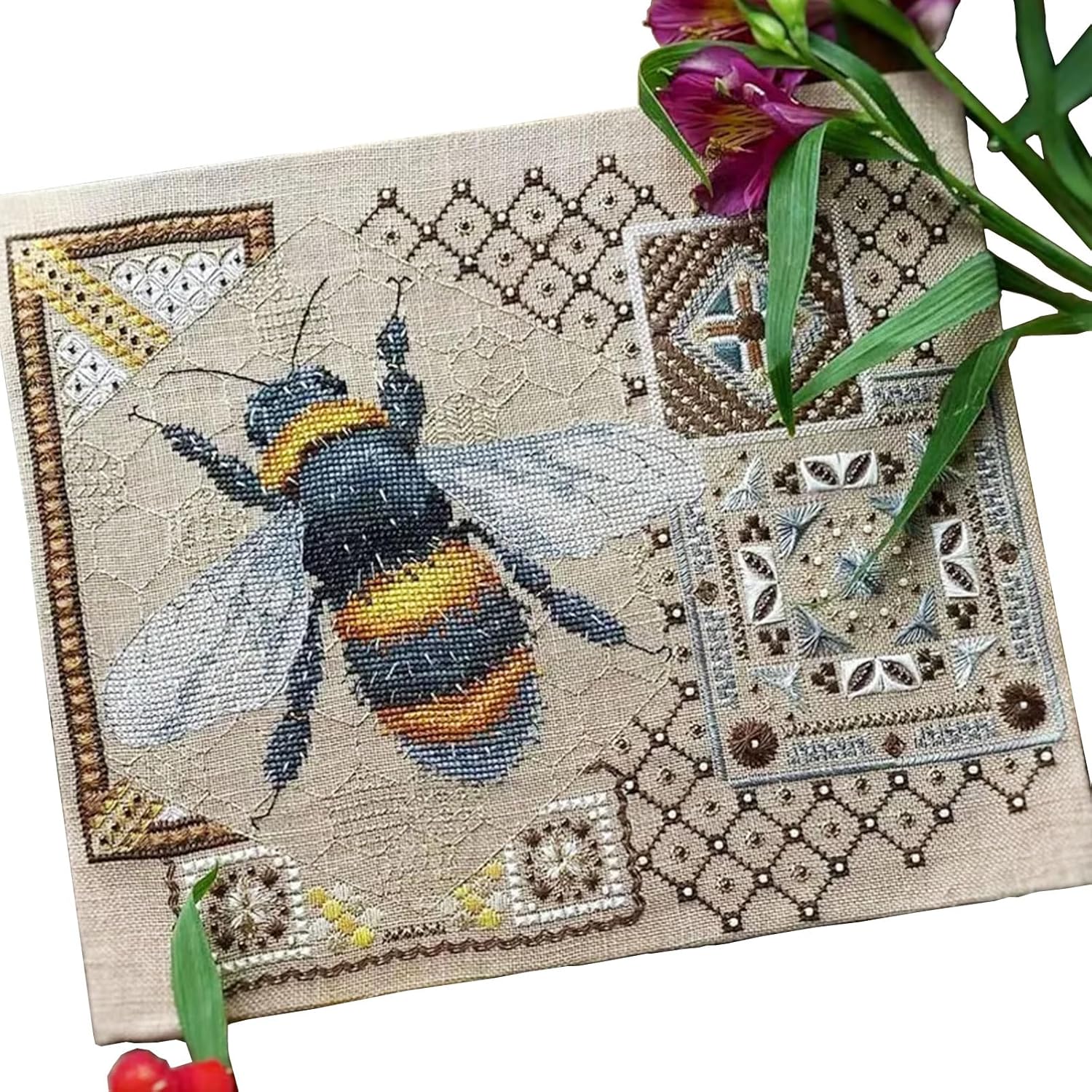 Amazon.com: Bee Embroidery Kit,Beaded Hand Embroidery Starter Kit ...