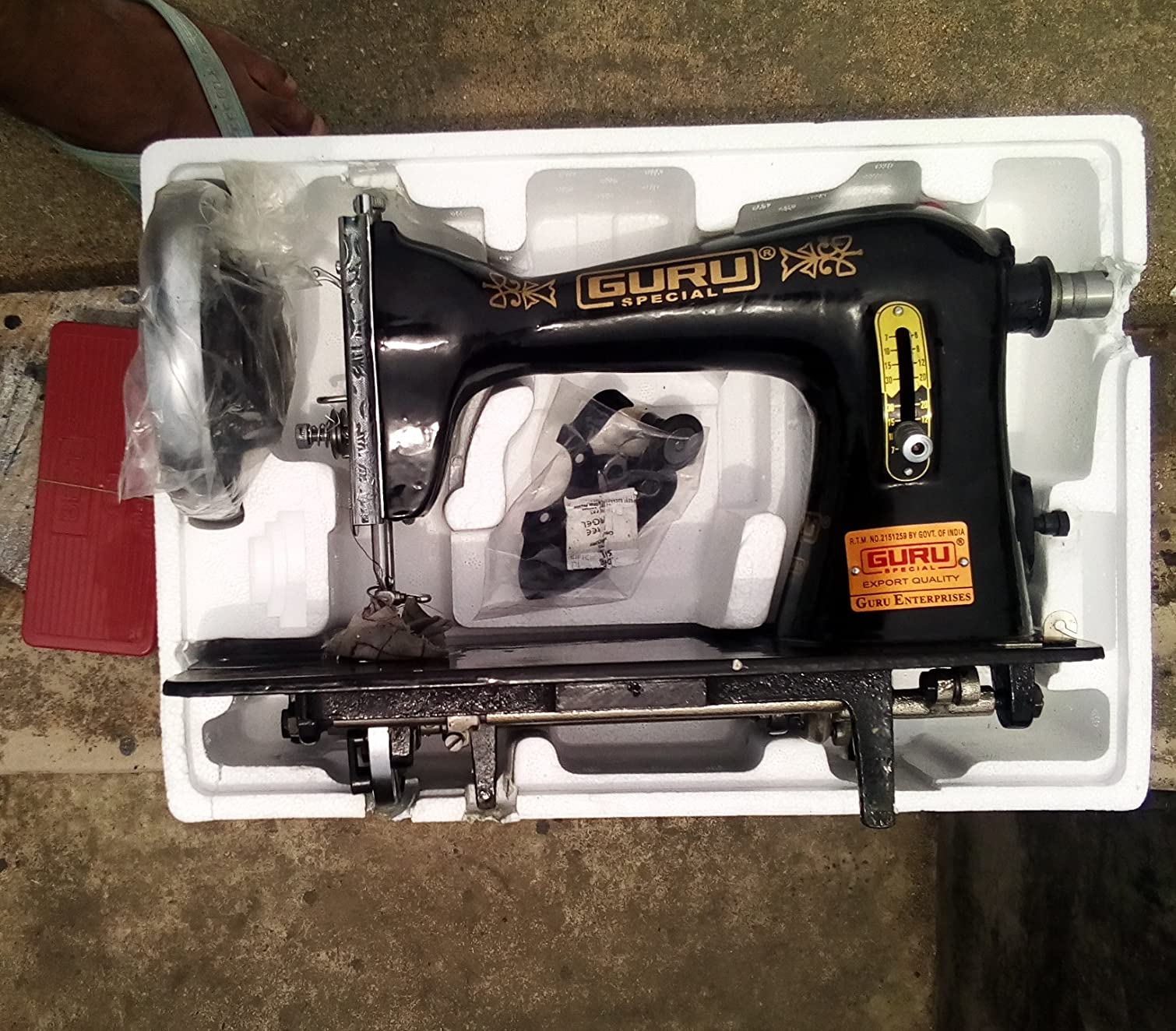 Domestic Lockstitch Handheld Sewing Machine. : Amazon.in: Home & Kitchen