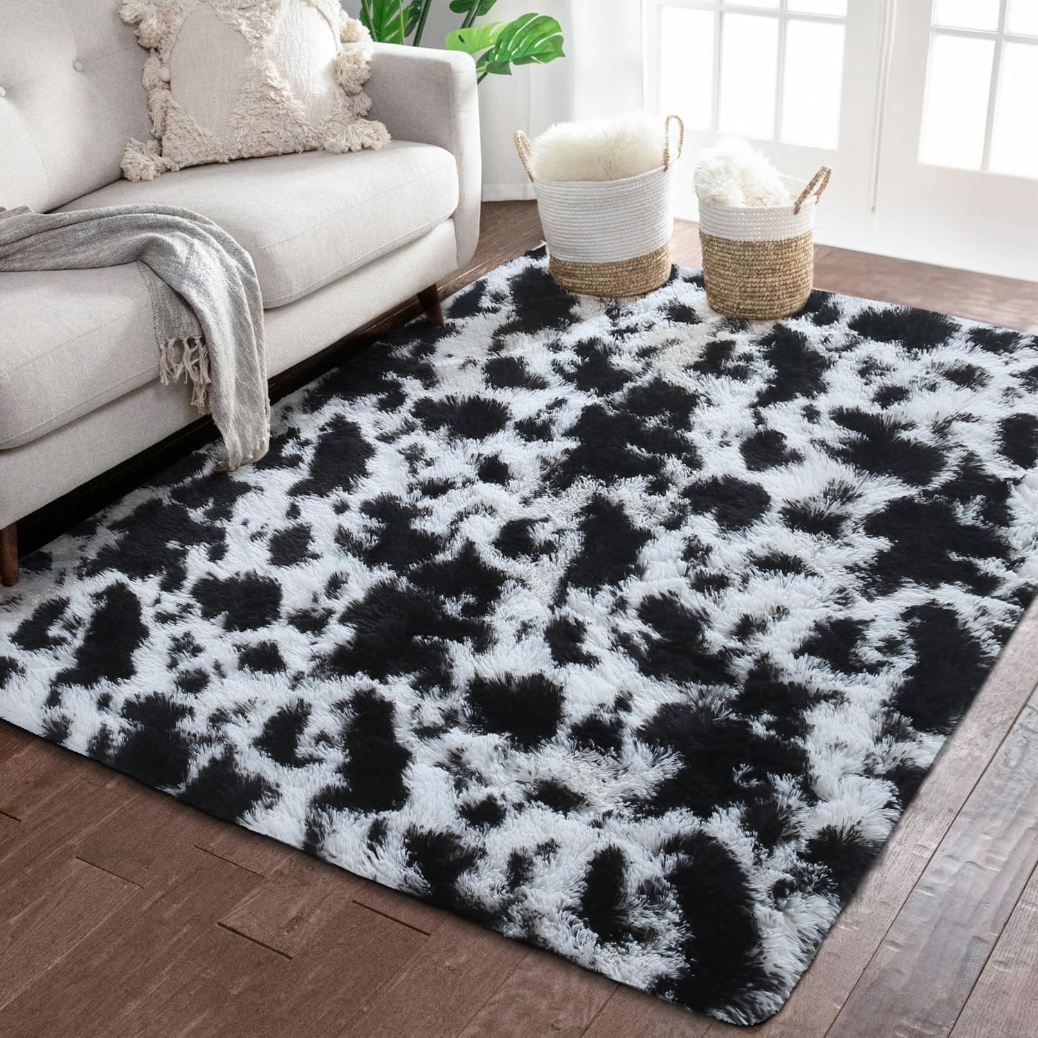 Amazon.com: YUFANUHO Luxury Milk Cow Print Rug 3x5 Feet, Cute Cow Rugs ...
