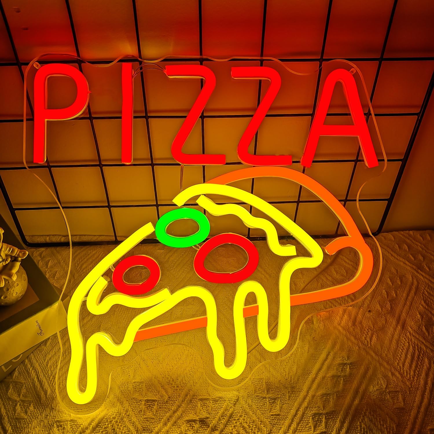 Amazon.com : Hoyoelec Pizza Neon Sign for Wall Décor Dimmable LED Neon ...