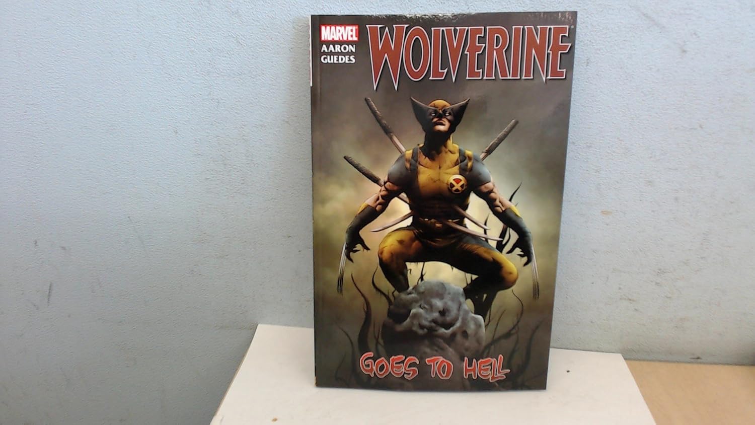 Wolverine: Wolverine Goes to Hell: Amazon.co.uk: Jason Aaron, Renato ...