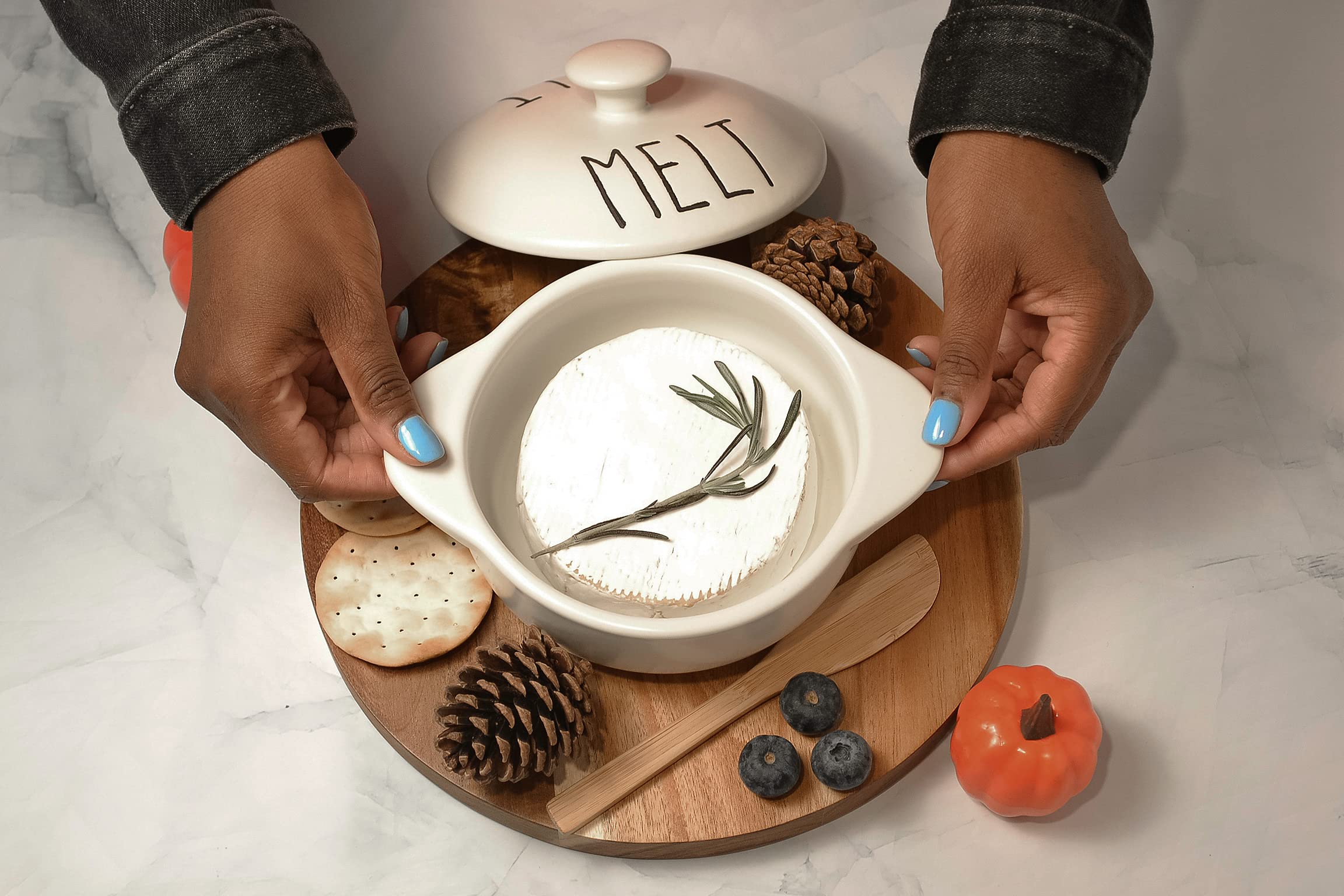 Snapklik.com : BRIE BAKER, CREAM, WOOD SPREADER, MELT