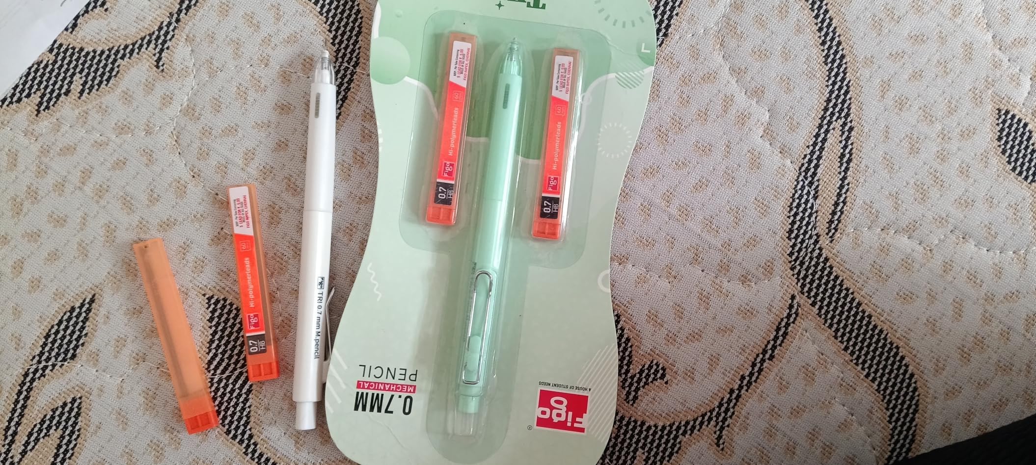 Figo Tri+ Mechanical Pencil Set, 0.7Mm, With Extra Lead Refills Pack Of ...