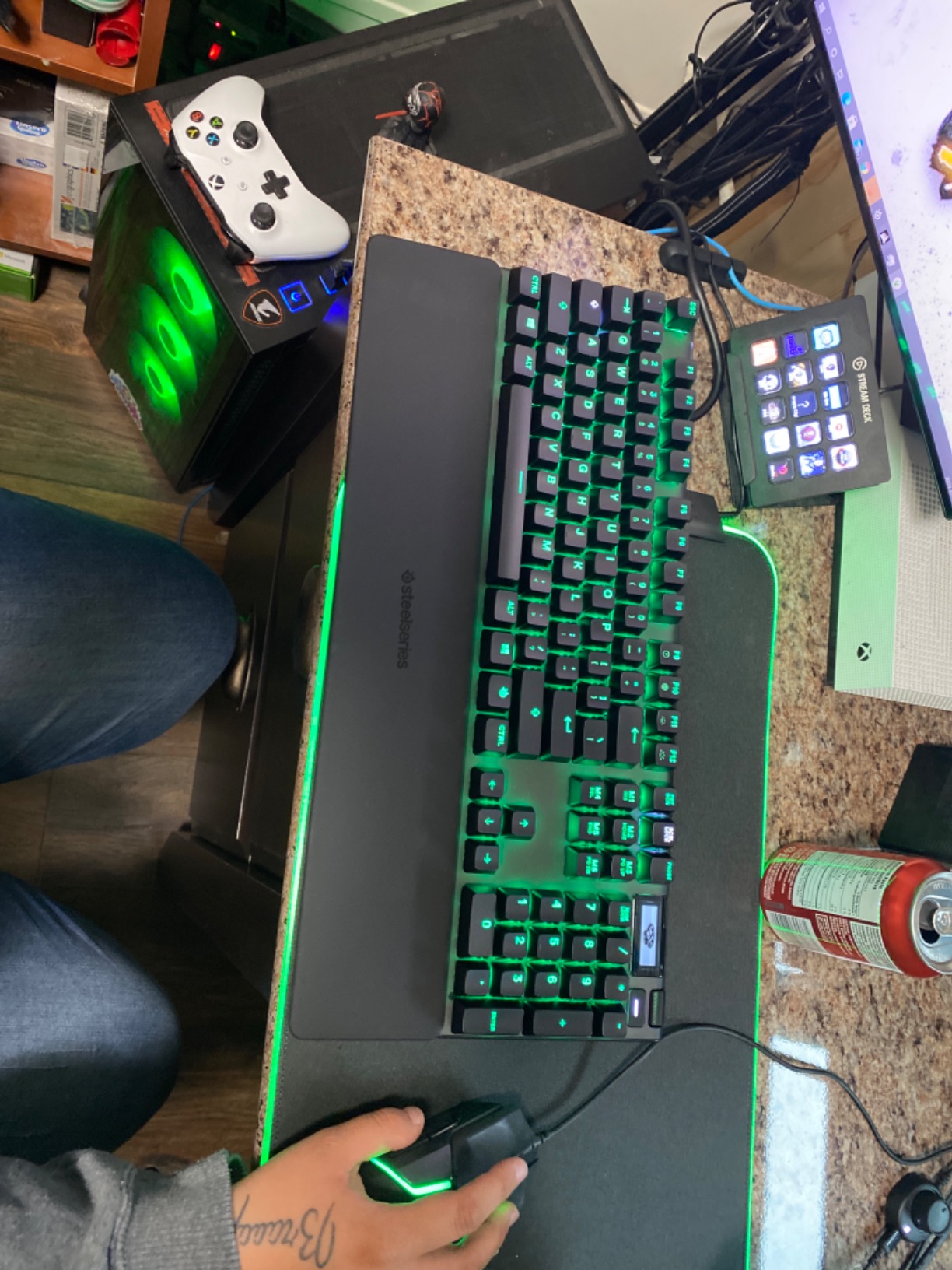 SteelSeries Apex Pro HyperMagnetic Gaming Keyboard — World's Fastest ...