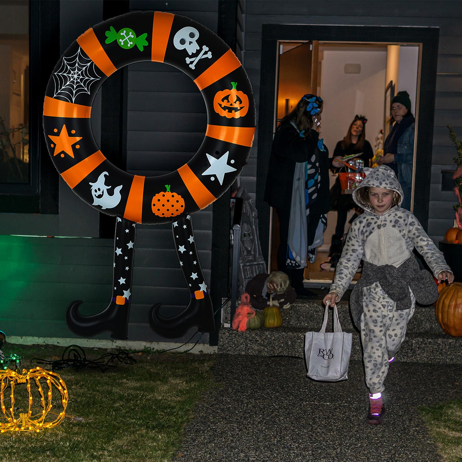 Leyndo 8.2x4.9 Feet Halloween Inflatables Wreath with Witch Legs Large ...