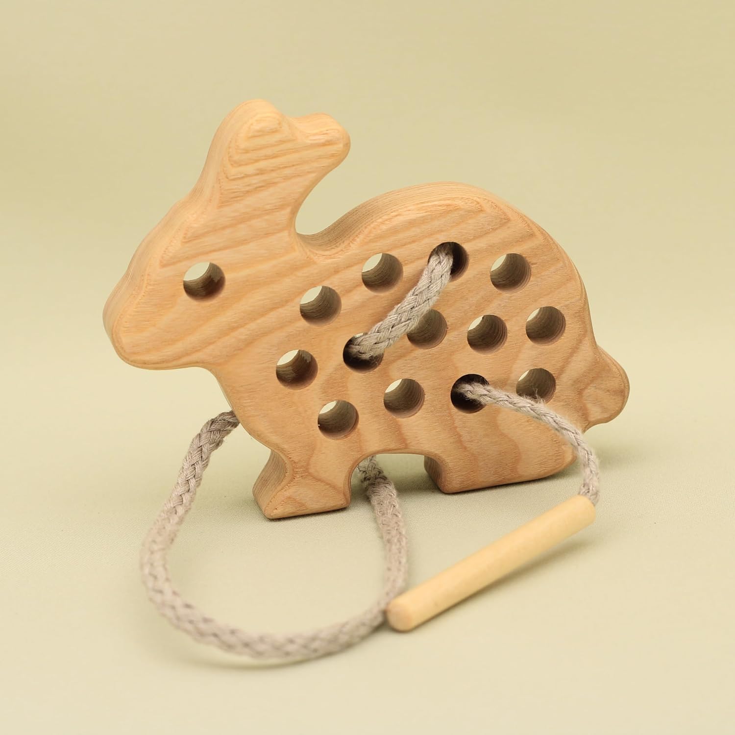 Amazon.com: Free Shipping Handmade Wooden Threading Rabbit, TT25 for ...