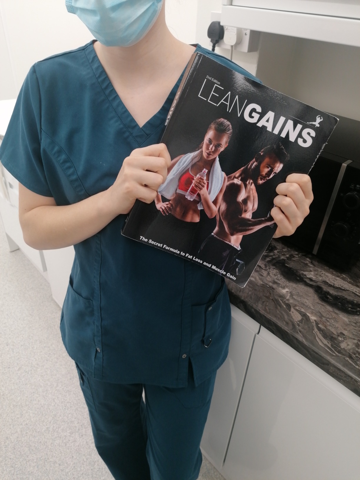 Lean Gains: The Secret Formula to Burning Fat and Building Muscle ...