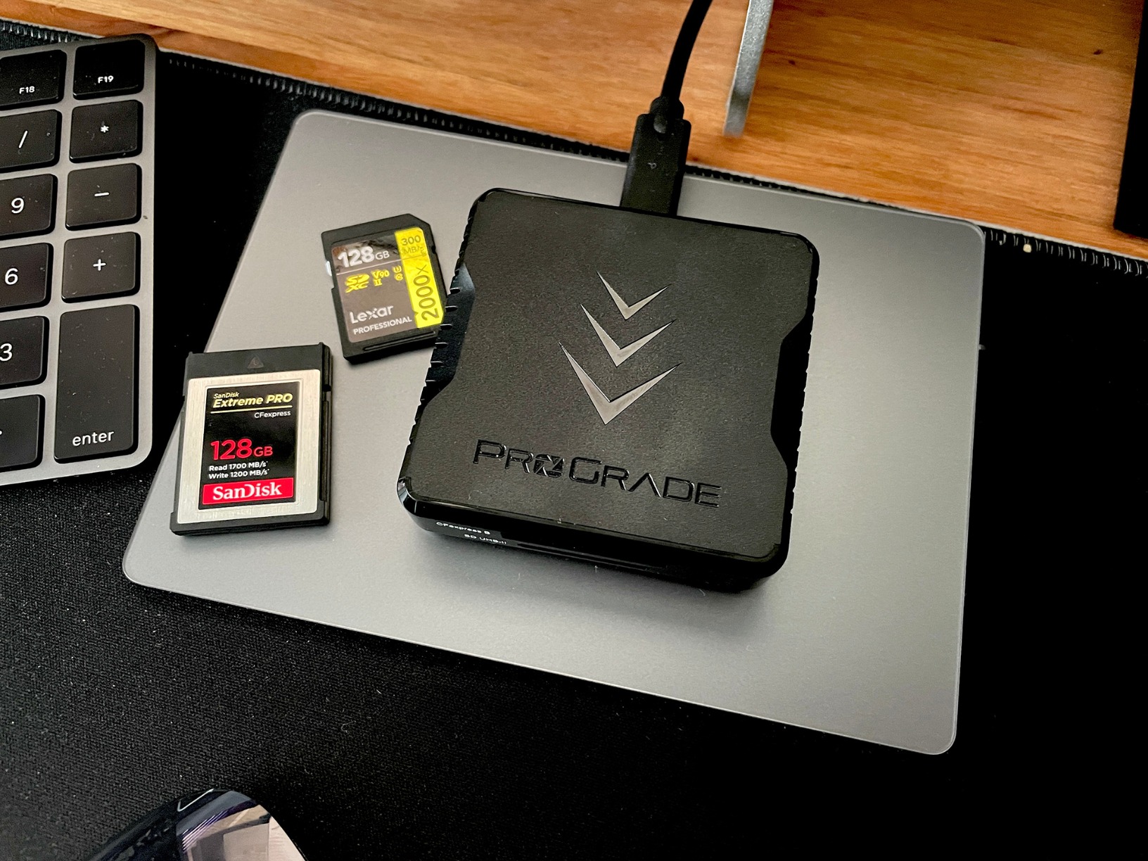 CFexpress Type B and SD UHS-II Dual-Slot Memory Card Reader by ProGrade ...