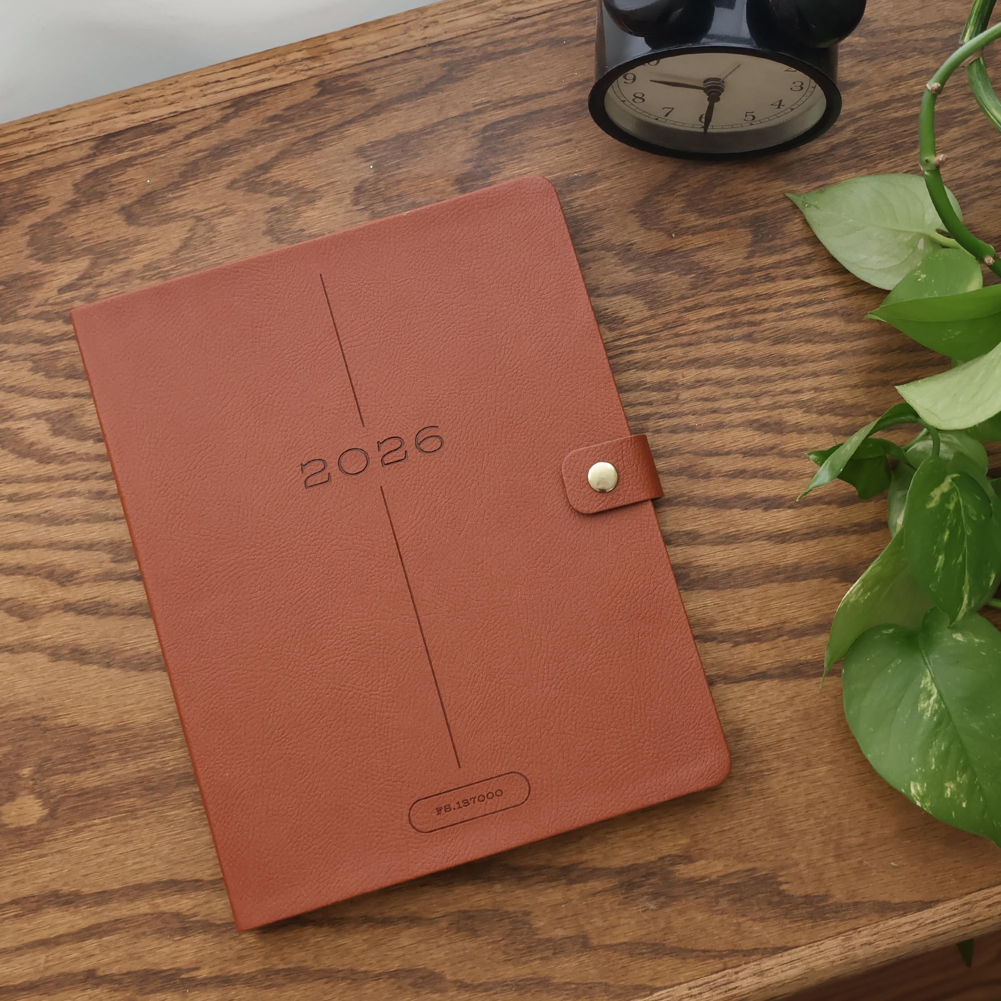 Snapklik.com : Fringe Studio 2026 Weekly Planner, Aug 2025 - Dec 2026 ...