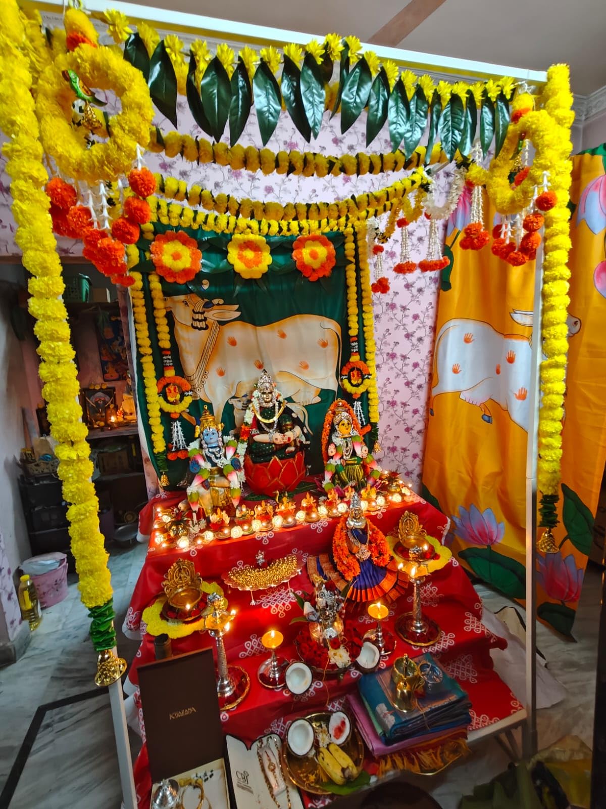 Conex Ganpati and Gauri Mandap Big Stand Metal Pooja Stand For Home ...