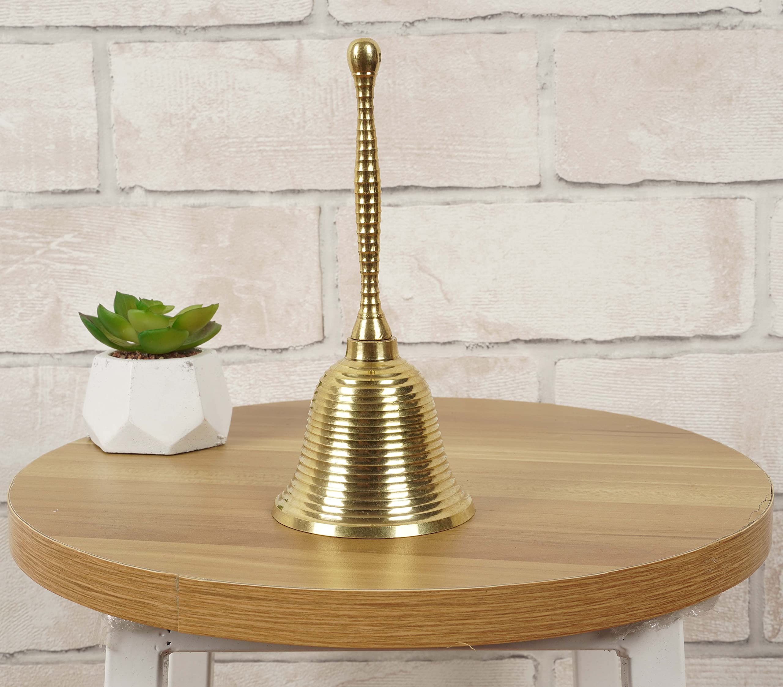 Craftvatika Brass Pooja Bell Ghanti for Mandir - Handbell for Puja Room ...