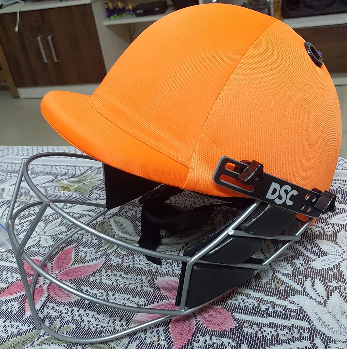 Buy DSC Defender Cricket Helmet for Men & Boys (Adjustable Steel Grill ...