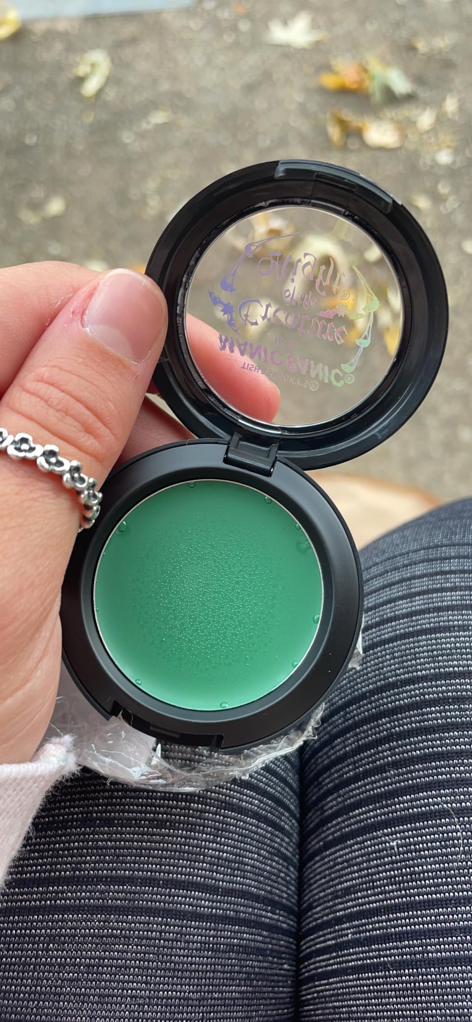 Amazon.com : MANIC PANIC Poison Ivy Green Face & Body Paint for ...