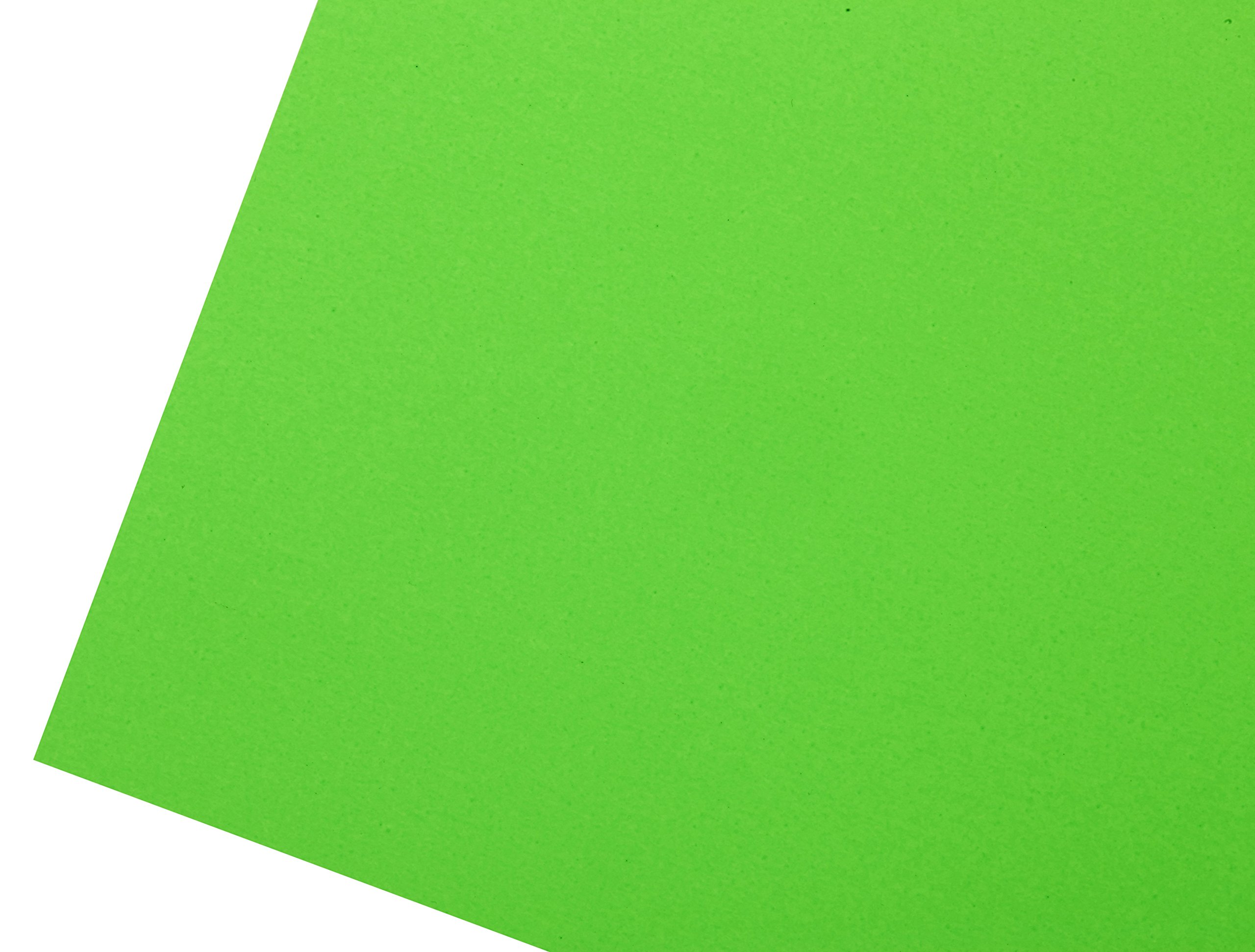 DayGlo A4 Copier Paper - Green (Pack of 25) : Amazon.co.uk: Stationery ...