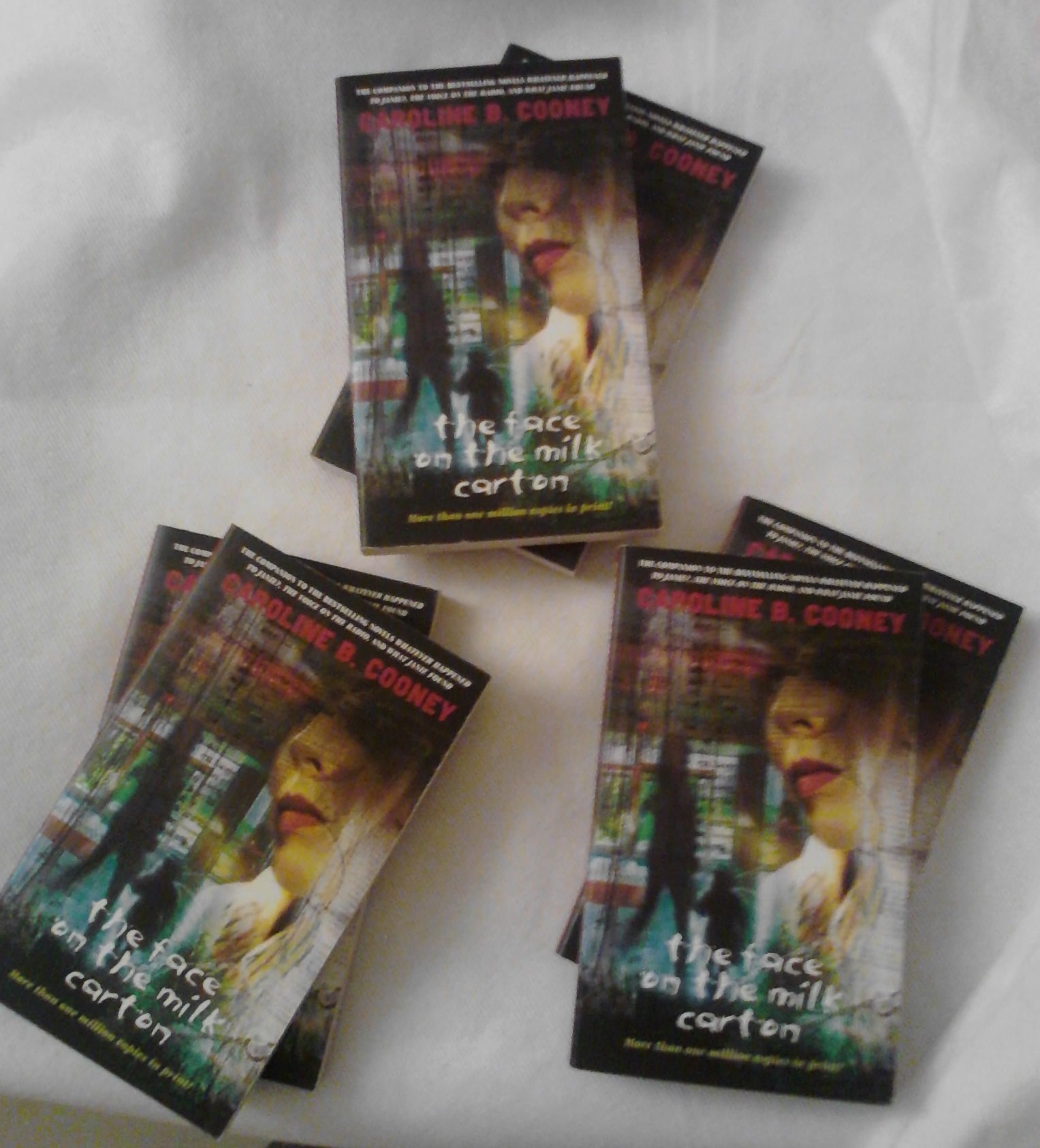 Amazon.com: The Face On The Milk Carton: 9780440220657: Cooney ...